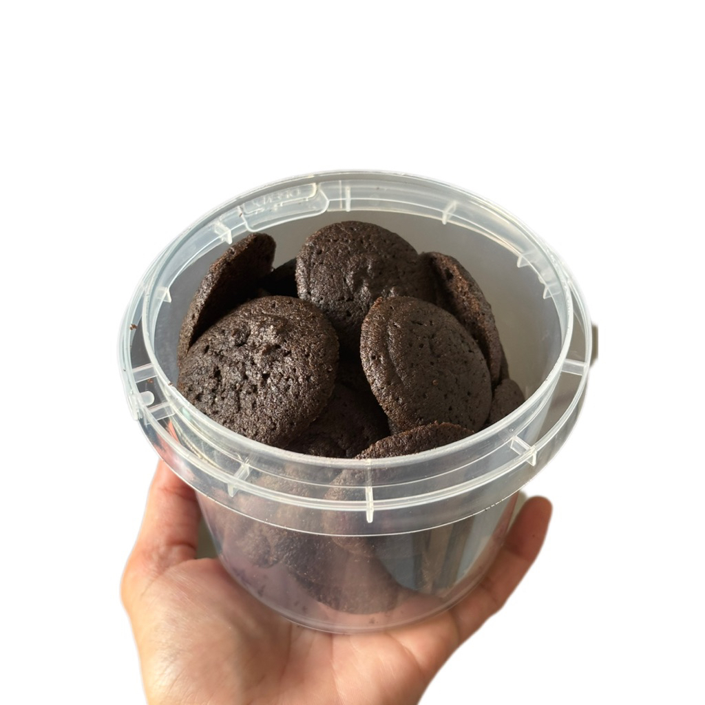 Bucket cookies aka blackout cookies (tanpa choc chip) SHIPPING 25 DEC ...