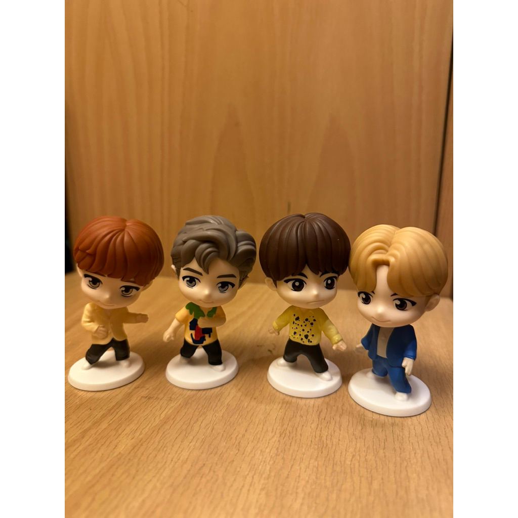 McDonald Happy Meal BTS TinyTan Figure Throwback Edition | Shopee Malaysia