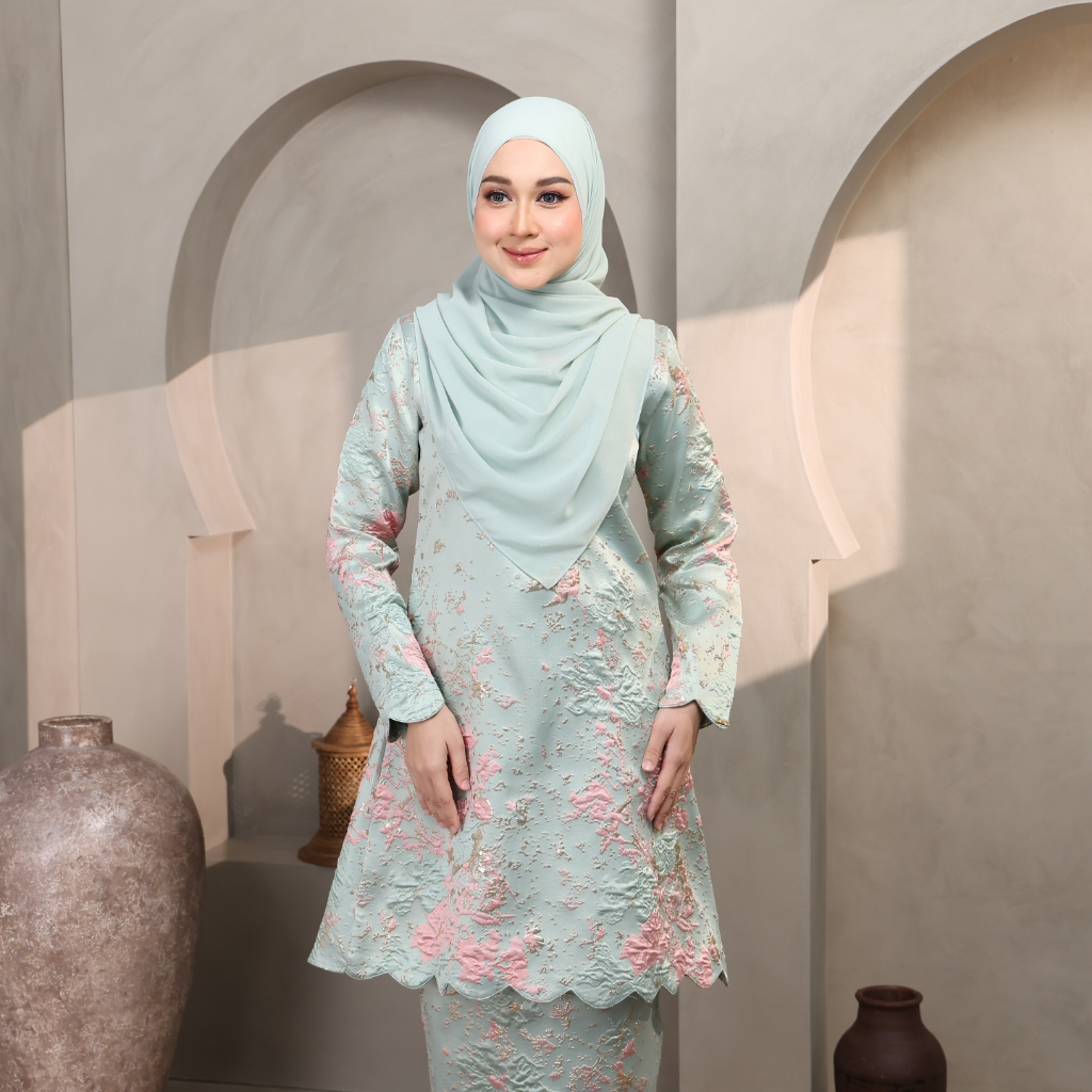 Kautsar.my BAJU KURUNG BROCADE RAYA 2026, KURUNG ELNARA PREMIUM BROCADE ...