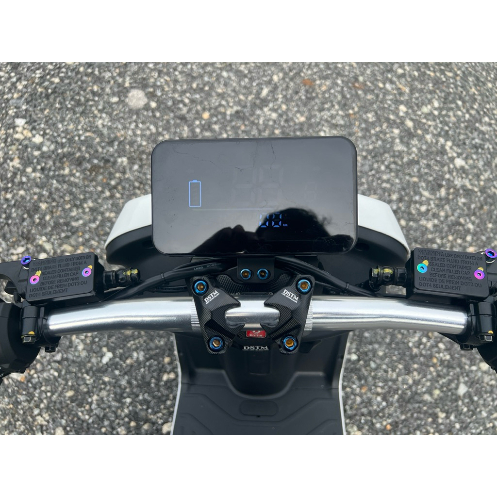 LION G1 EV Crown 100% PNP with LED Signal Lamp | Shopee Malaysia