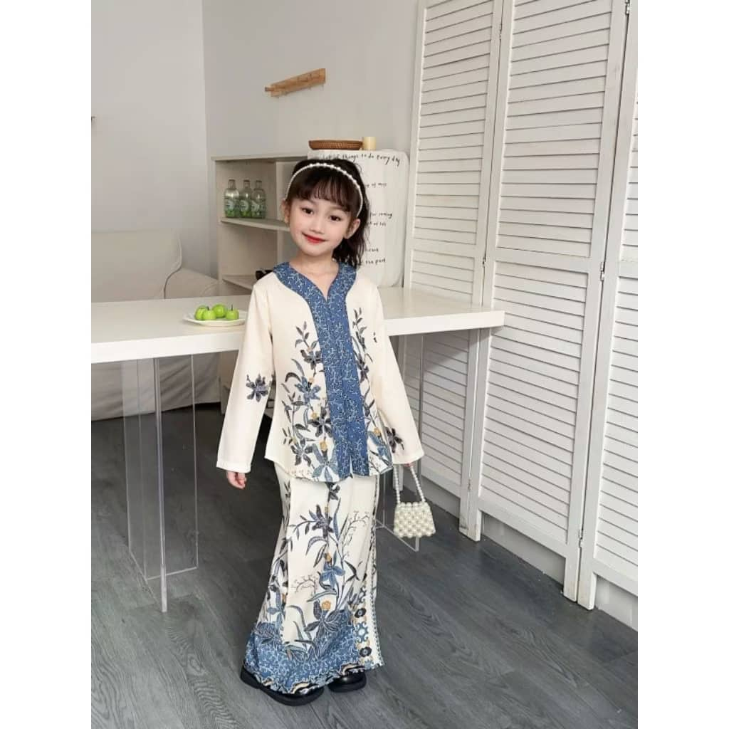 Set Baju Kurung Batik Kanak-Kanak Perempuan Moden & Cantik(Maroon/Putih ...