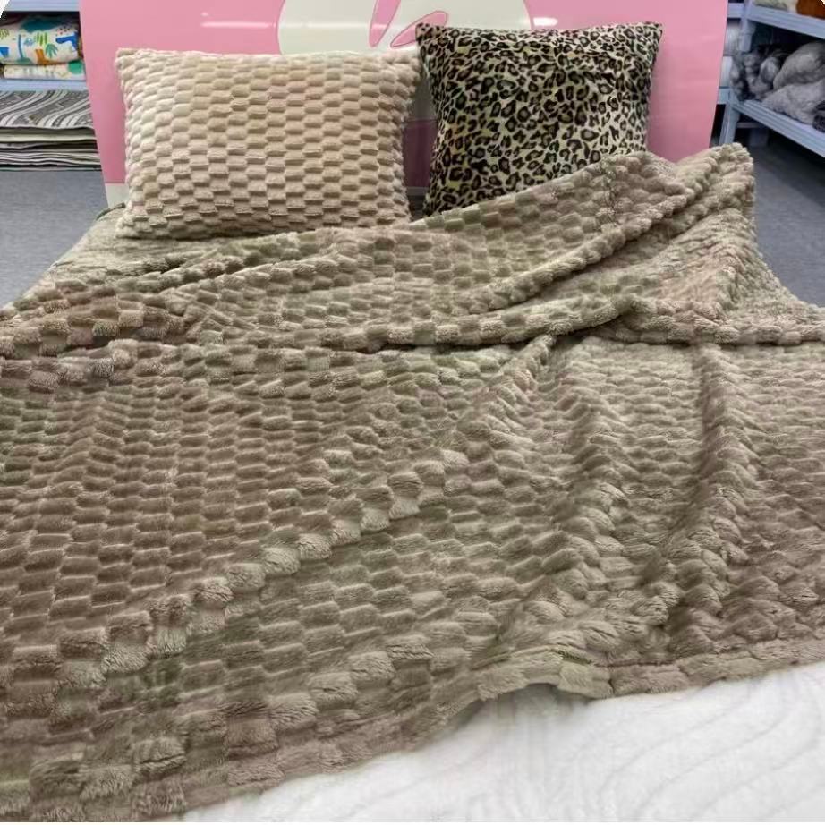 Selimut Baldu Gebu Queen Comforter Comfy Sofa Blanket And Comfortable ...