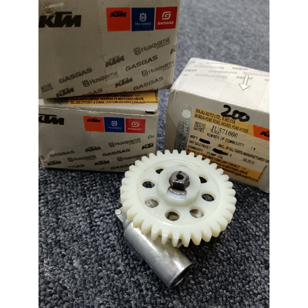 KTM ORIGINAL OIL PUMP DUKE 200, RC 200 | Shopee Malaysia