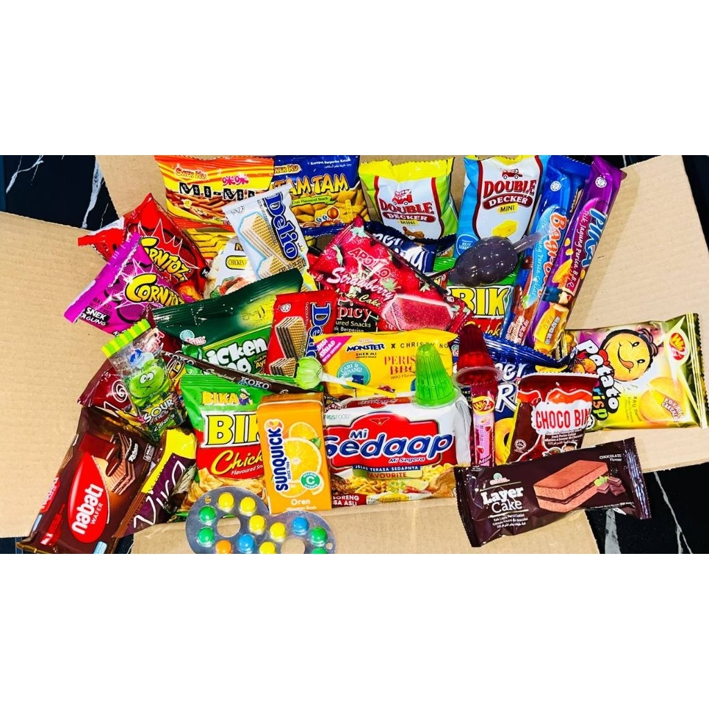 JAJAN MEDIUM BOX SPECIAL 35 PCS + 5 FREE GIFTS 🎁( JAJAN WITH MI SEDAAP ...
