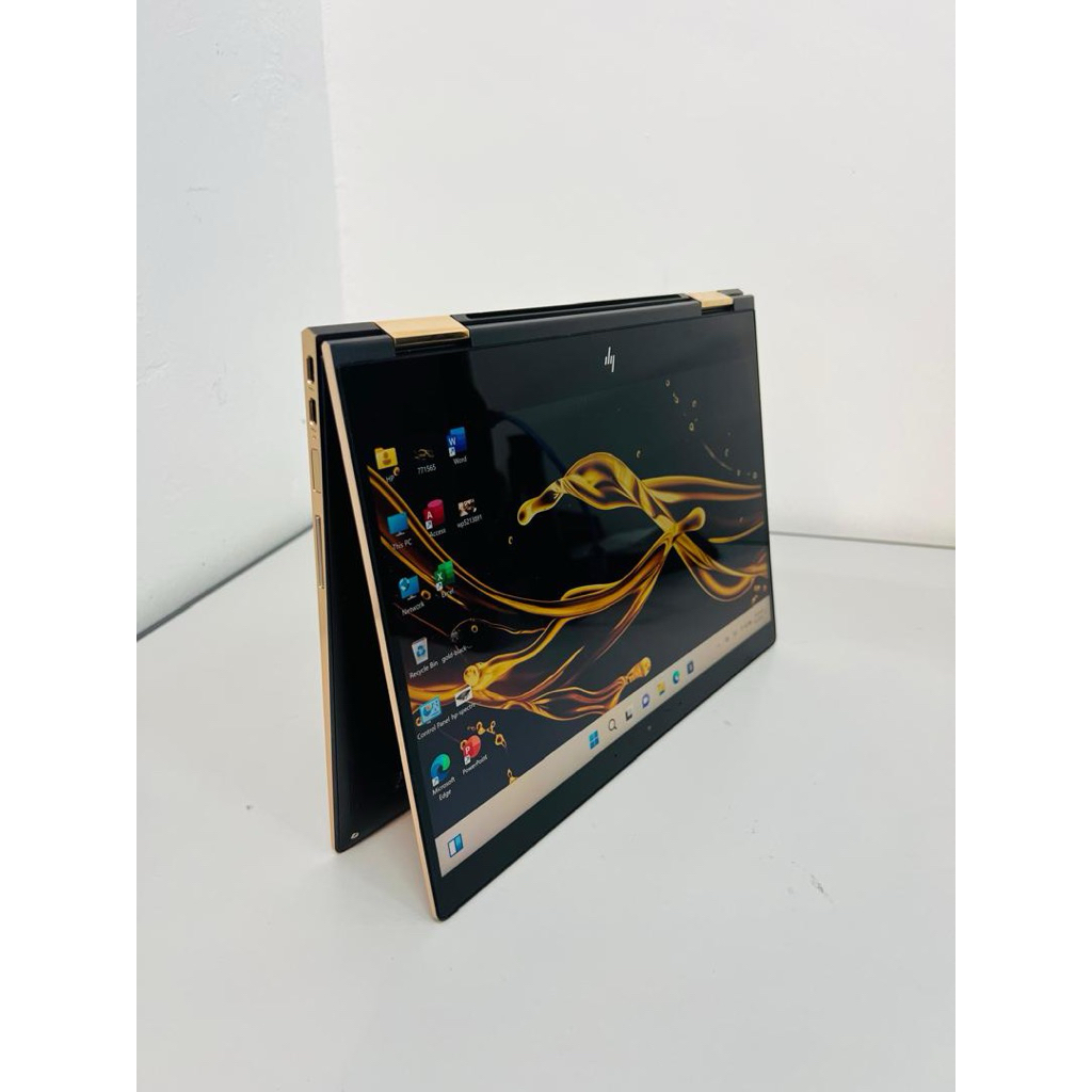 HP spectre core i5 like new with ssd 360 Rotate win 11 Pro MS Office ...