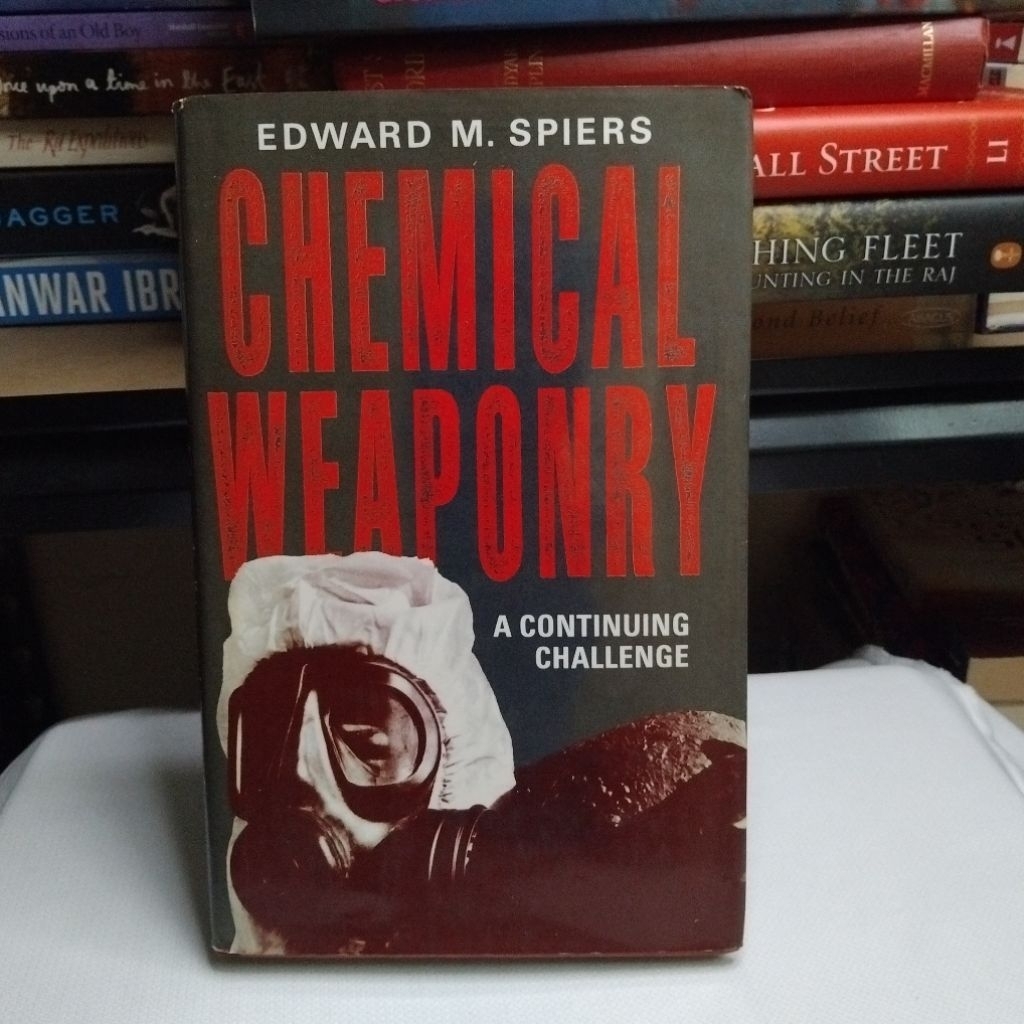 Chemical Weapon by Edward M.Spiers | Shopee Malaysia