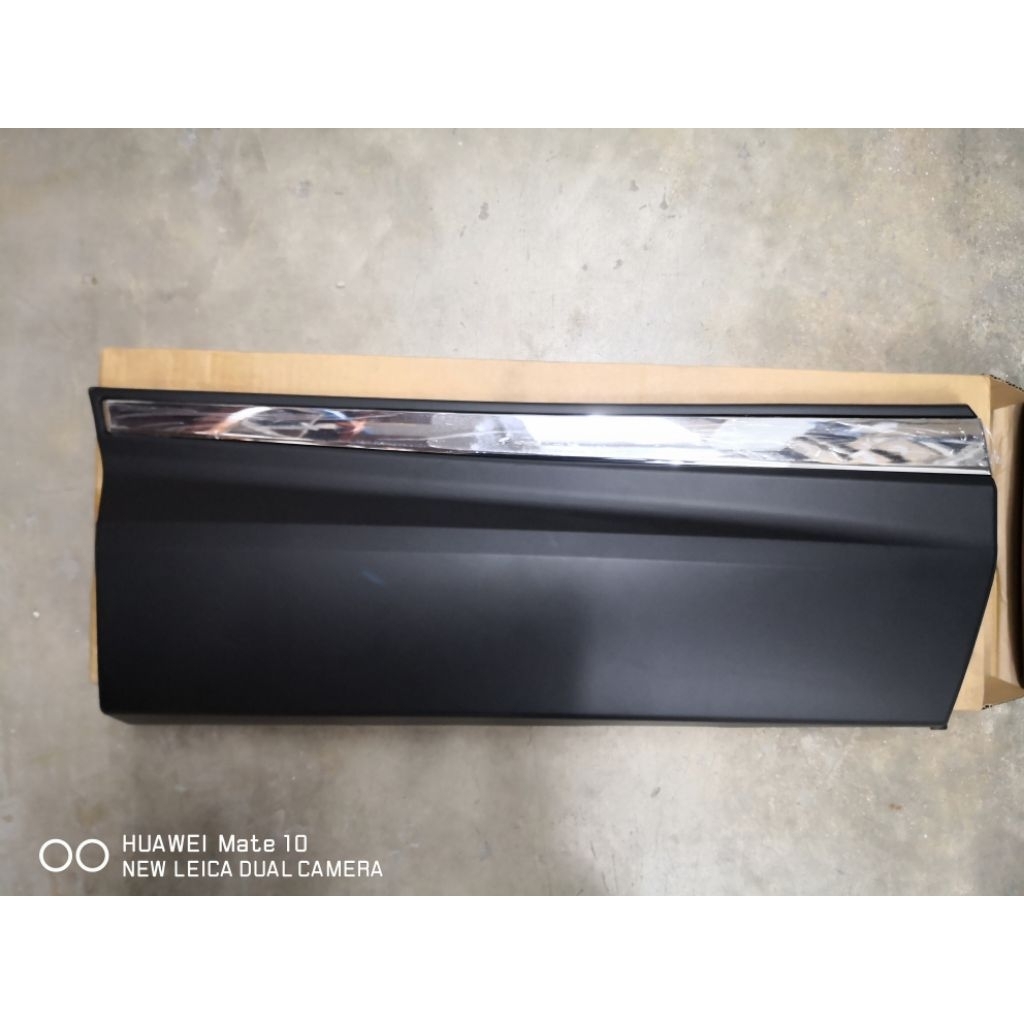 HONDA CRV TME 2017 REAR DOOR LOWER GARNISH RIGHT ( DRIVER SIDE) 75313 ...