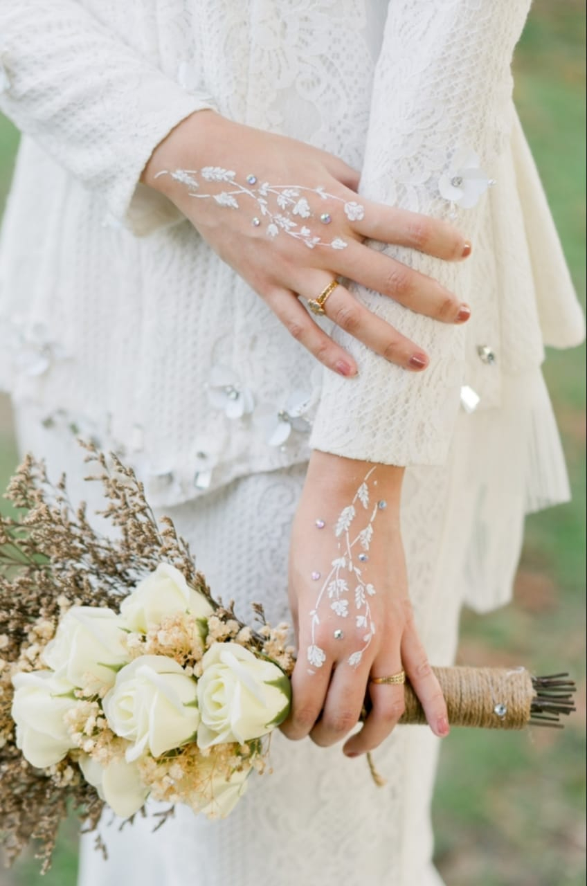 Stiker Inai Tekap Corak Minimalis Sepasang Tangan Untuk Nikah Pengantin ...