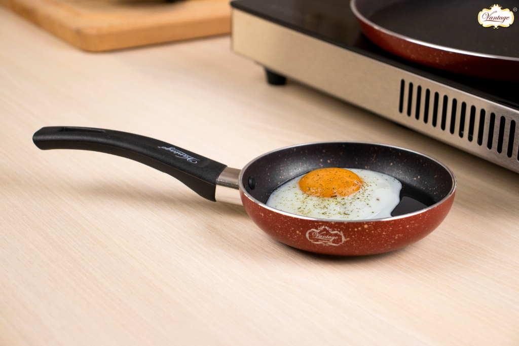 Vantage Non-Stick 12cm Egg Pan (Maroon Glitter Series)(New) | Shopee ...