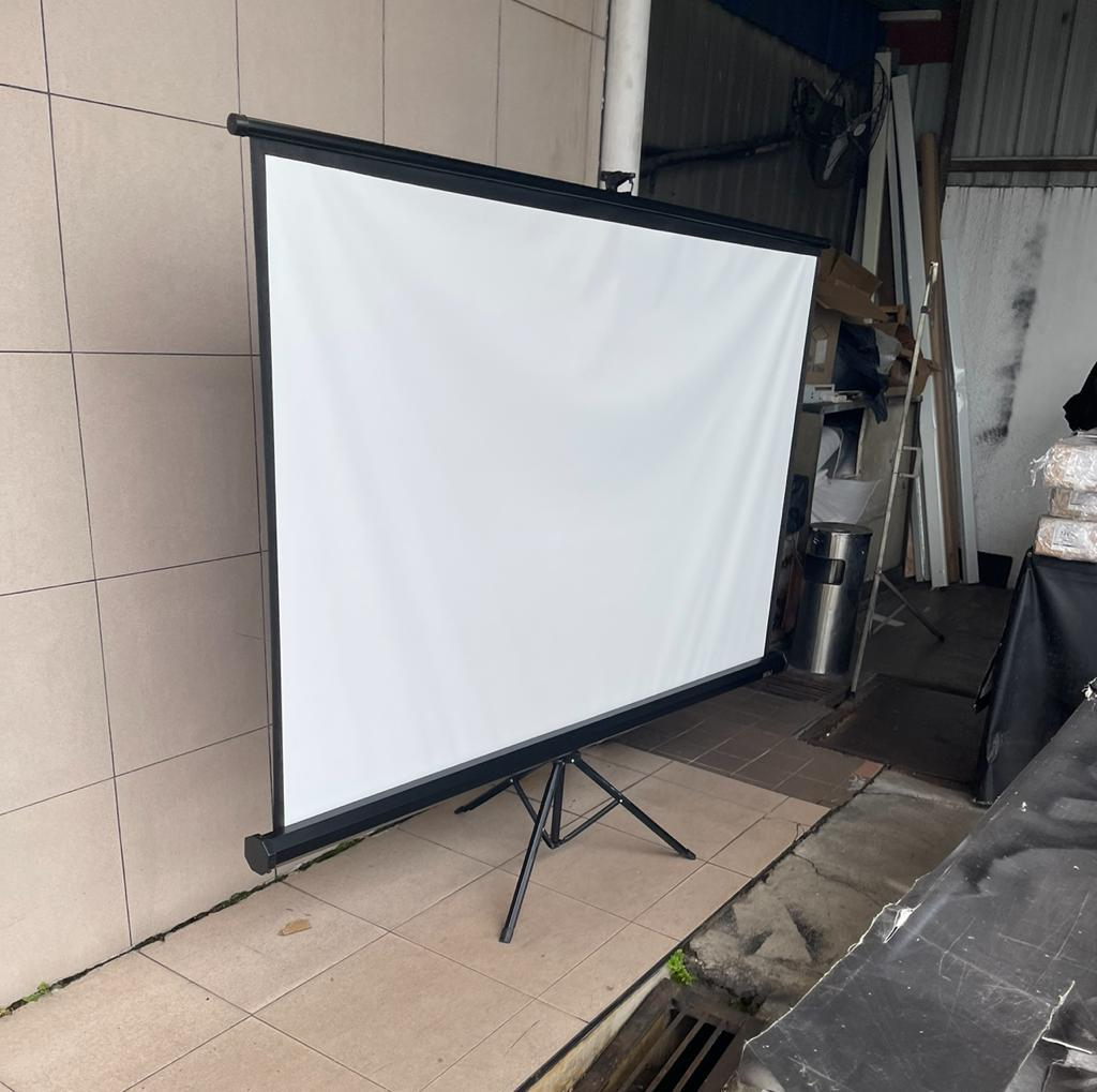 Skrin Projektor Manual Skrin Dinding/ Projector Screen Manual Wall ...