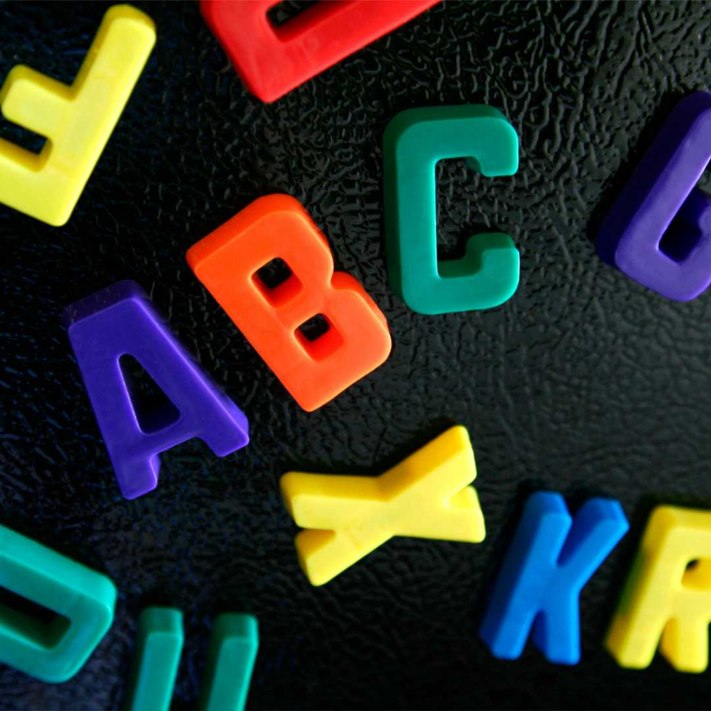 Magnetic Letters Numbers Alphabet ABC 123 Fridge Magnets Uppercase ...
