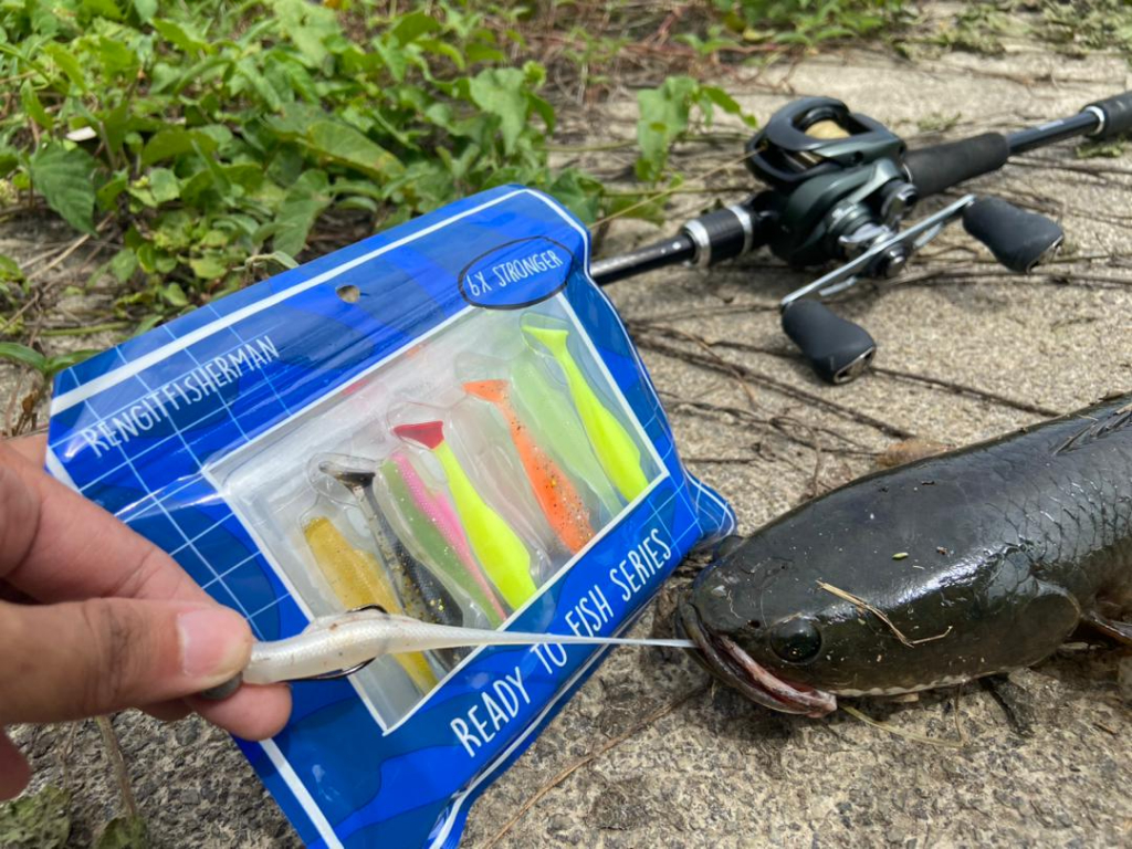 Rengitfisherman Soft Plastic 6CM + 4 Mata Kail Combo Set | Shopee Malaysia