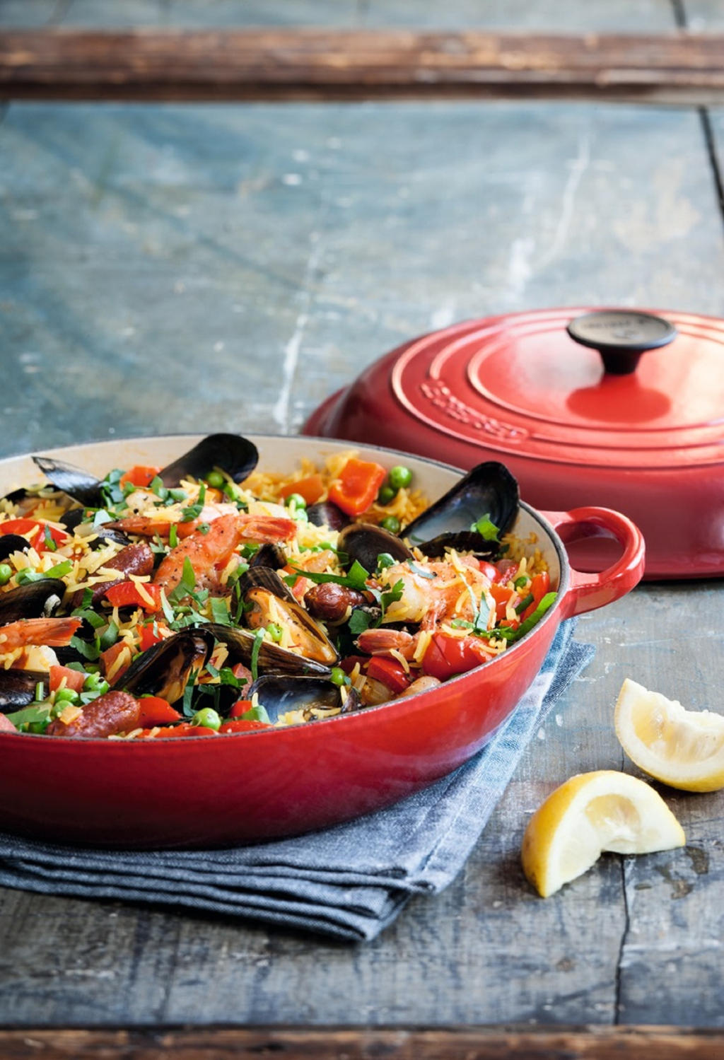 Le Creuset Cast Iron Buffet Casserole 30cm Classic Black Knob Sand ...