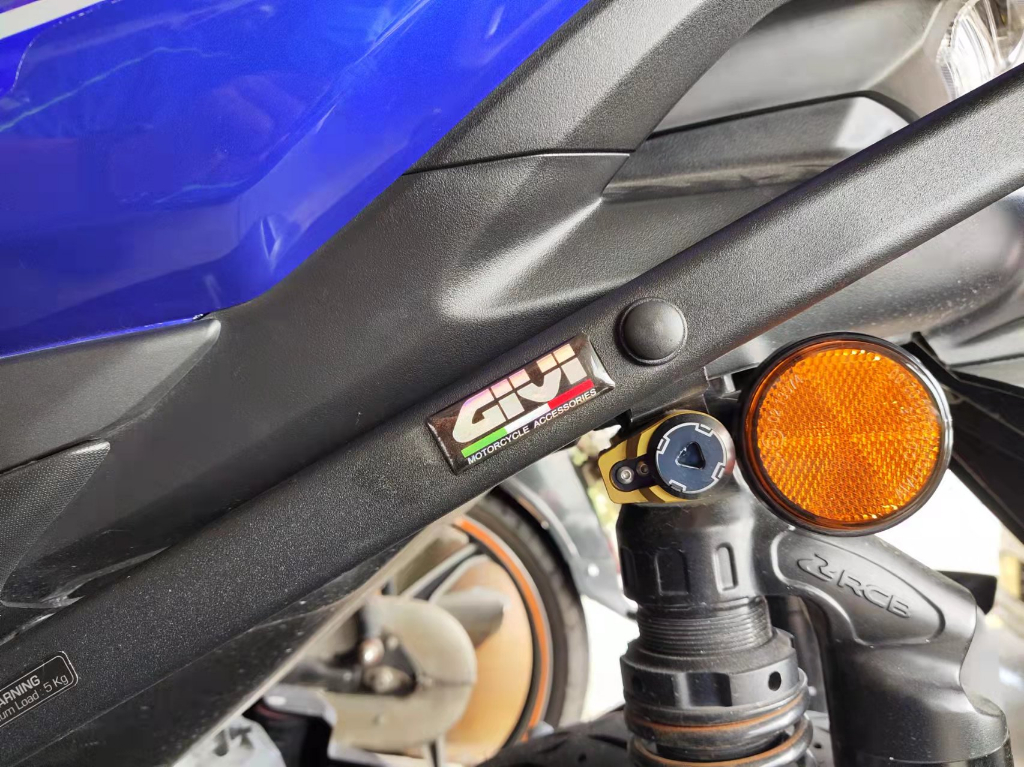 Givi Epoxy Sticker Givi Sticker Timbul | Shopee Malaysia