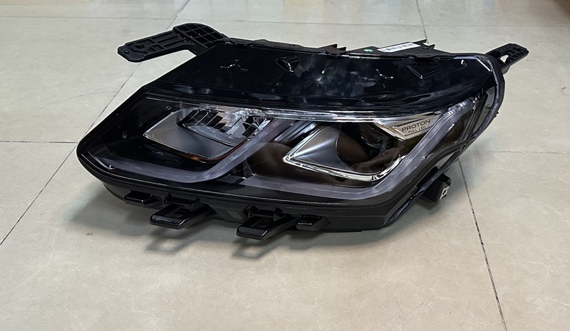 PROTON X50 FRONT HEAD LAMP ORIGINAL GEELY USED/ NEW READY STOCK ...