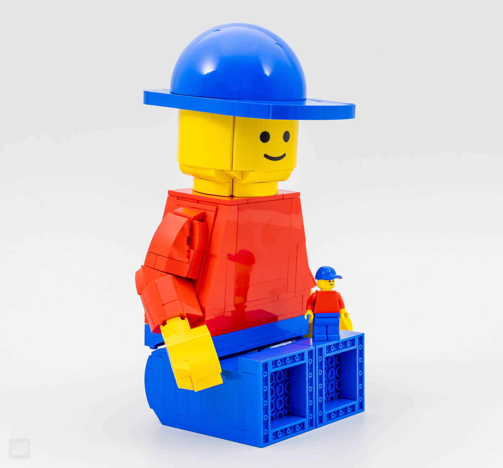 [BricksInBoots] LEGO Up-Scaled LEGO Minifigure (40649)(654 Pieces ...