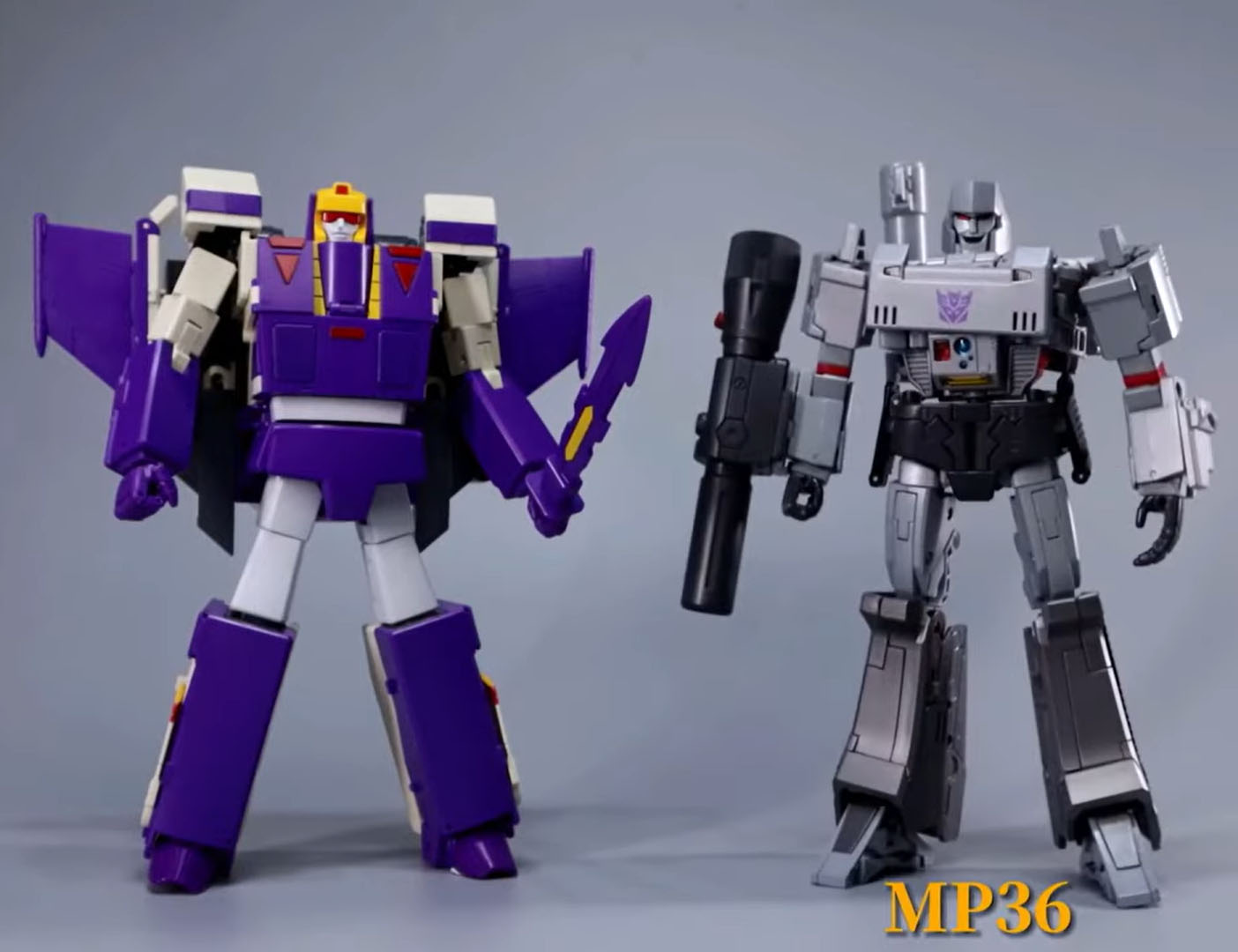 Star Toys Transformable Robot - ST01 Commander G/A ( G1 Triple Changer ...