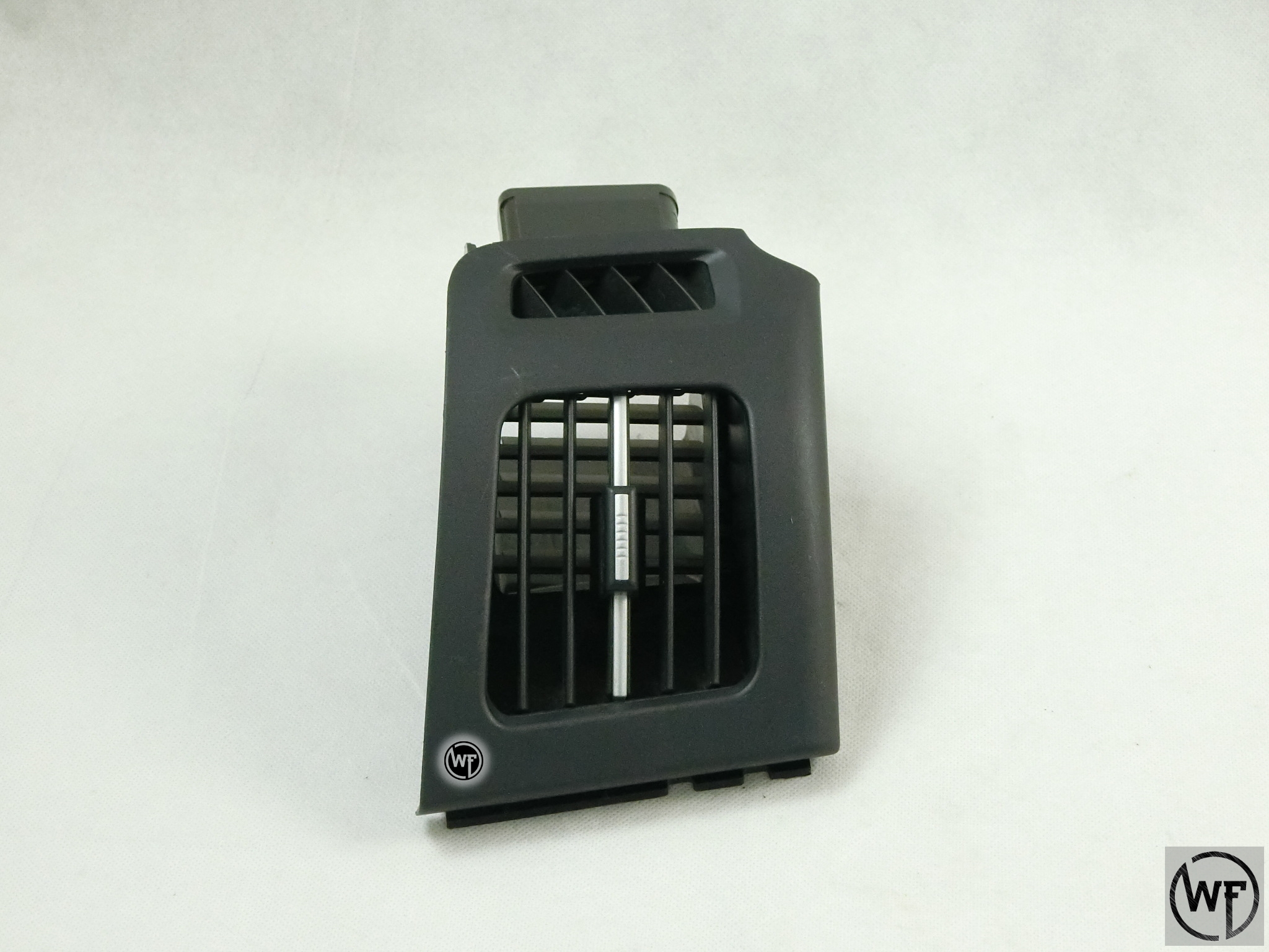 Toyota Prius ZVW30 Interior Dashboard Cover Aircond Vent Louver USED ...