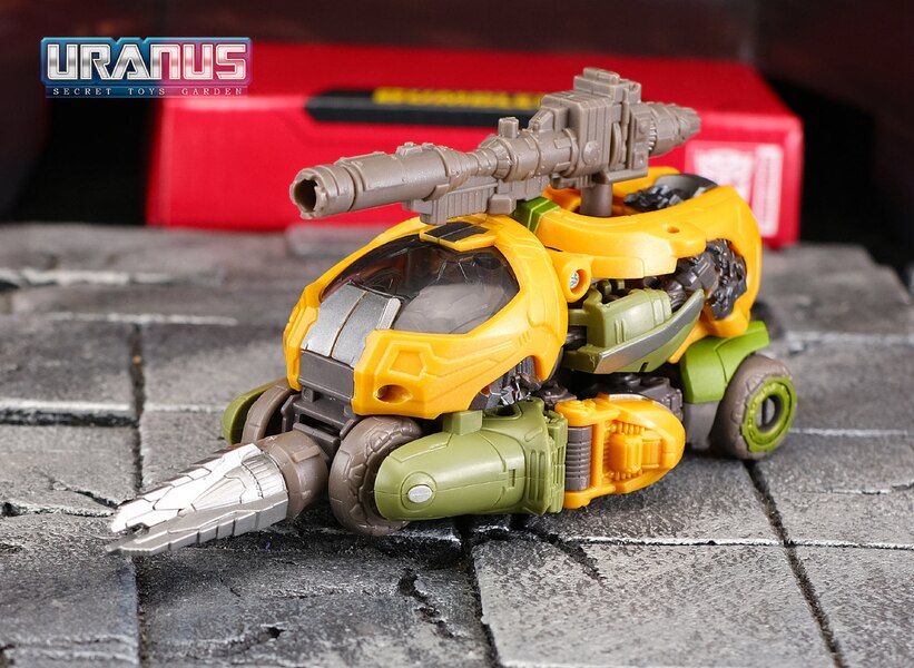 Hasbro Takara Tomy Transformers - Studio Series 80 SS80 Brawn ...