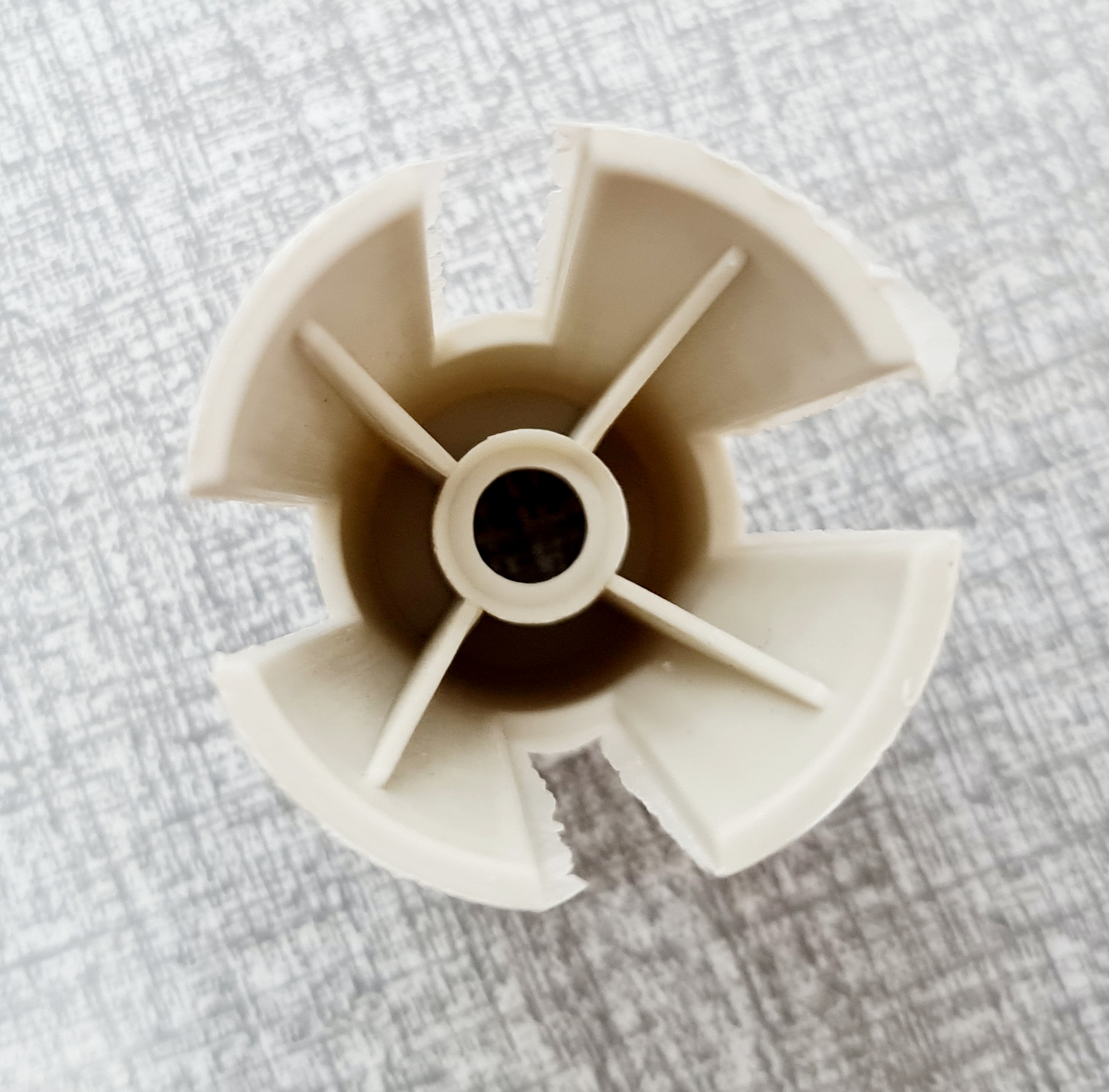SPOOL RETAINER / COVER BENANG TIANG MESIN JAHIT INDUSTRI / SPOOL ...