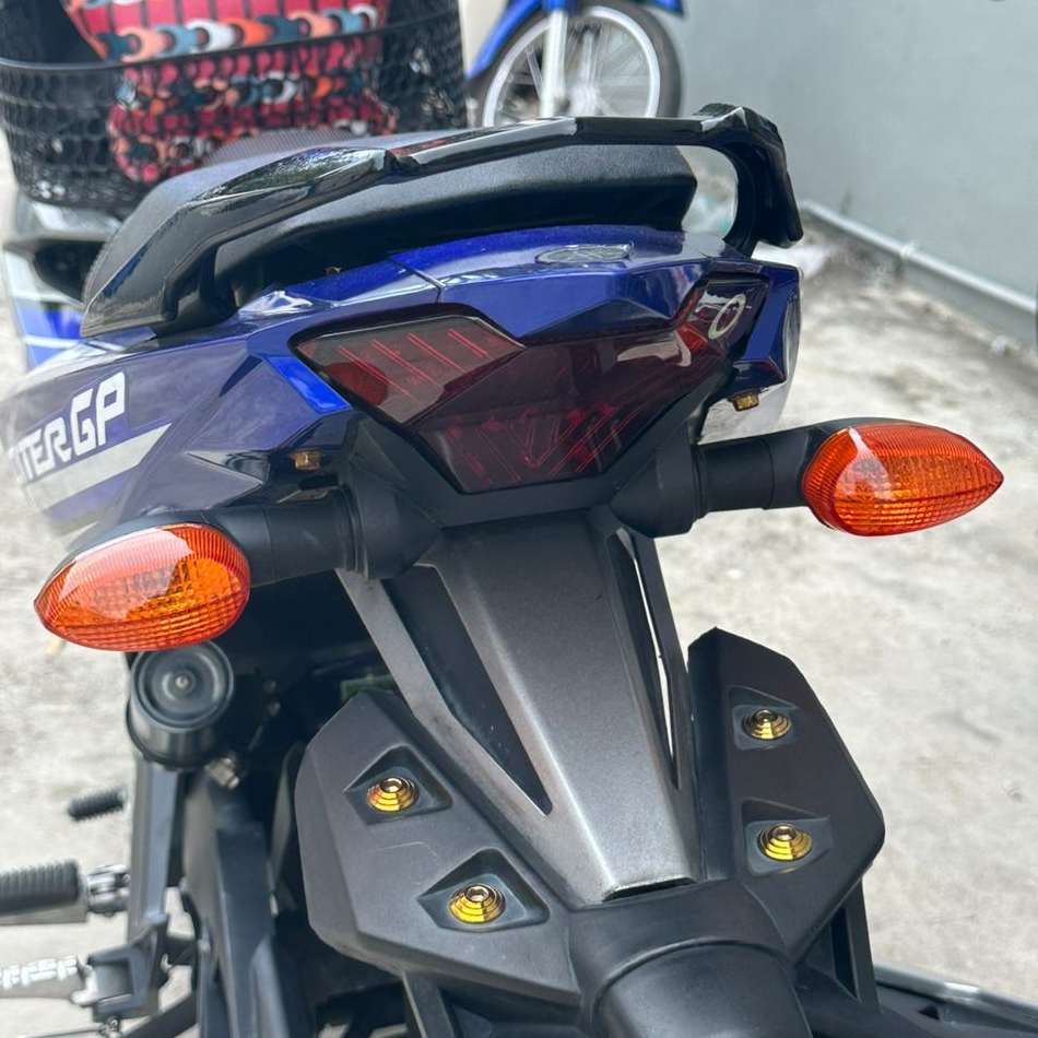 Signal Rear Belakang Yamaha Cypton Orange LC135 V4-V8 FZ150 Y15ZR Y15 ...