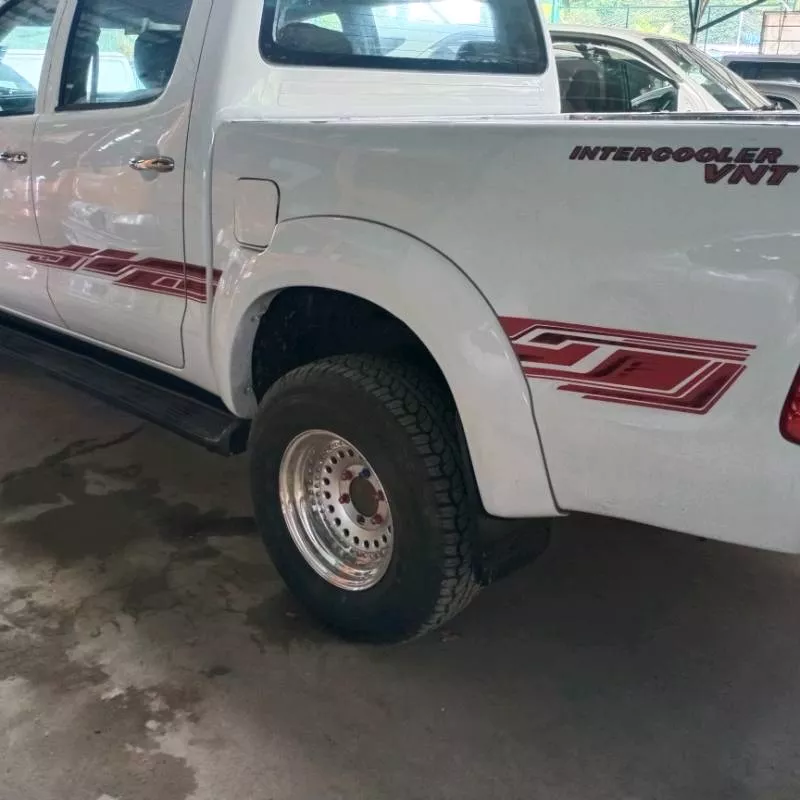Toyota Hilux Sticker Body Side Lining - Design 7 Automotive Accessories ...