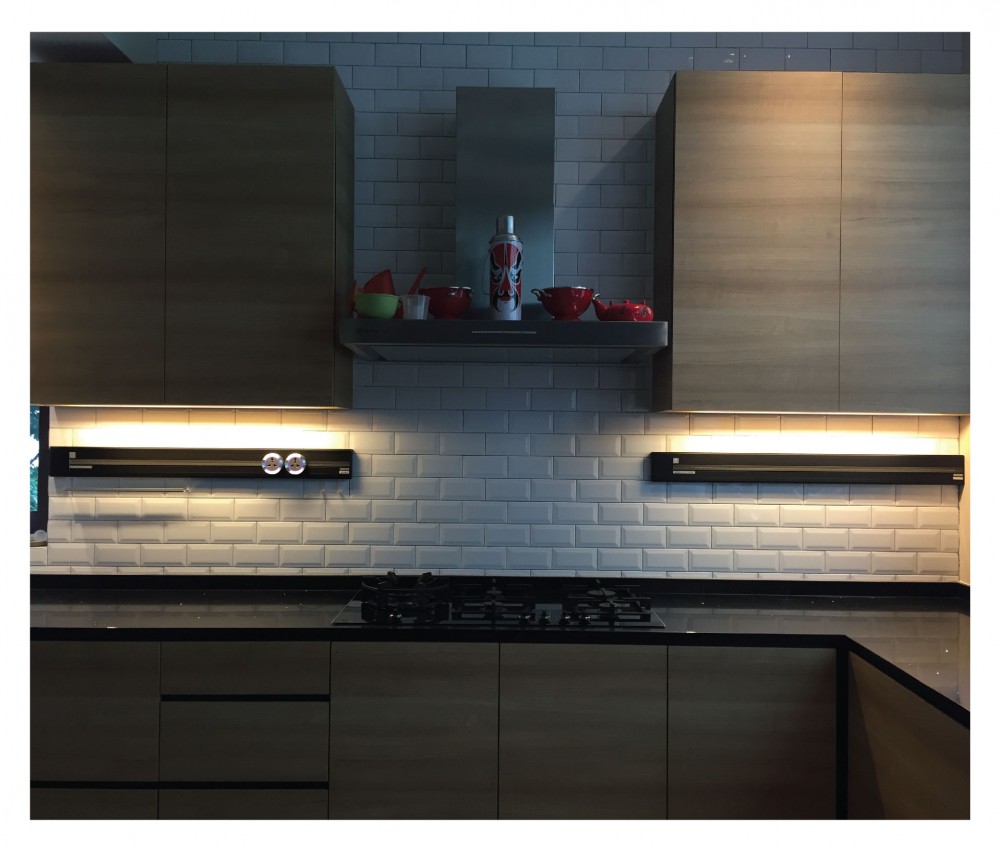 Eubiq Power Track - E-Track NLB/BHL - Portable Power Track + BS4-BLK ...