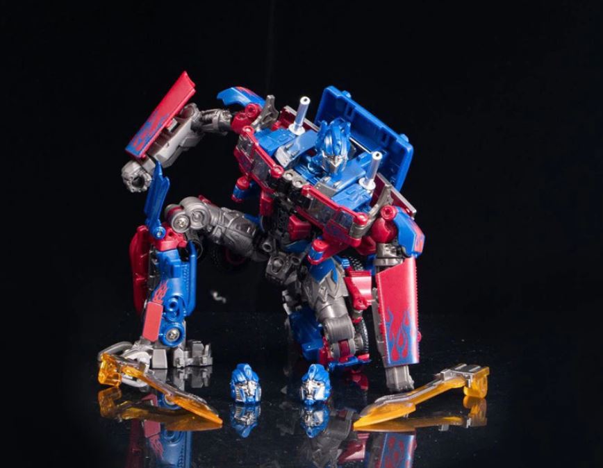 BAIWEI Transformable Robot - TW1022 Star Leader ( KO Studio Series SS ...