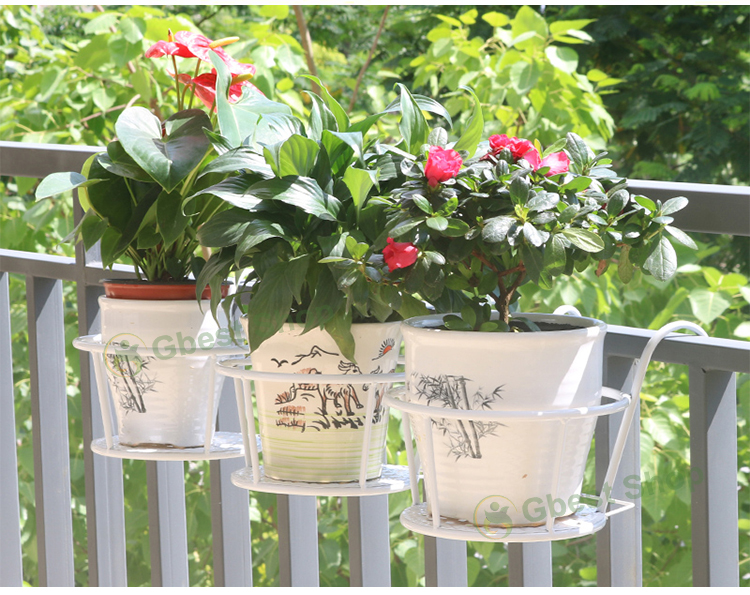 Outdoor Balcony Iron Flower Pot Holder Wall Rack Hanging Planter Stand ...