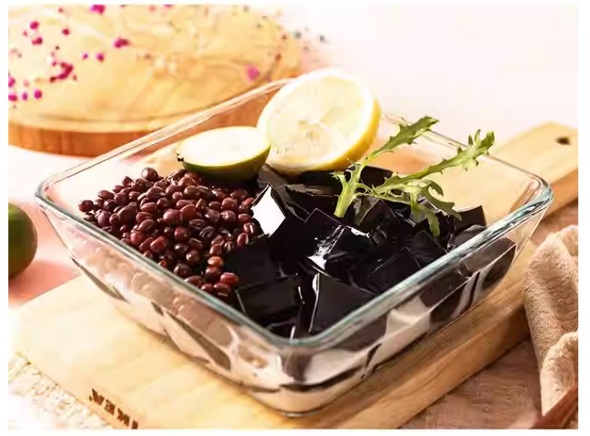 Zhi Zhong He Chinese Herbal Jelly Gui Ling Gao 致中和古法 龟苓膏 200ml | Shopee ...