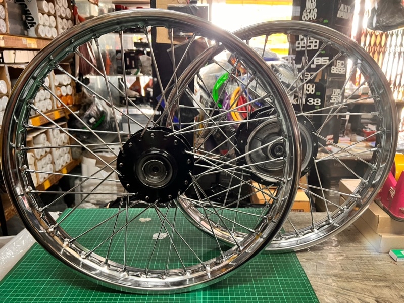 RIM UNION CYCLE 160/18 ORIGINAL YAMAHA Y110 COMPLATED SET SEKALI ...