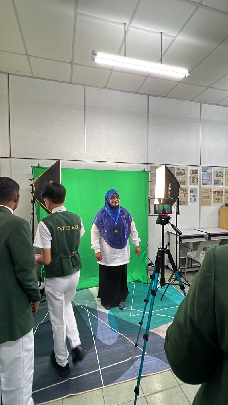 Onsmo TVPSS Green Screen Live Streaming LED Kit Complete with Lights ...