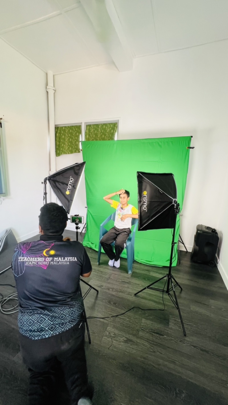 Onsmo TVPSS Green Screen Live Streaming LED Kit Complete with Lights ...