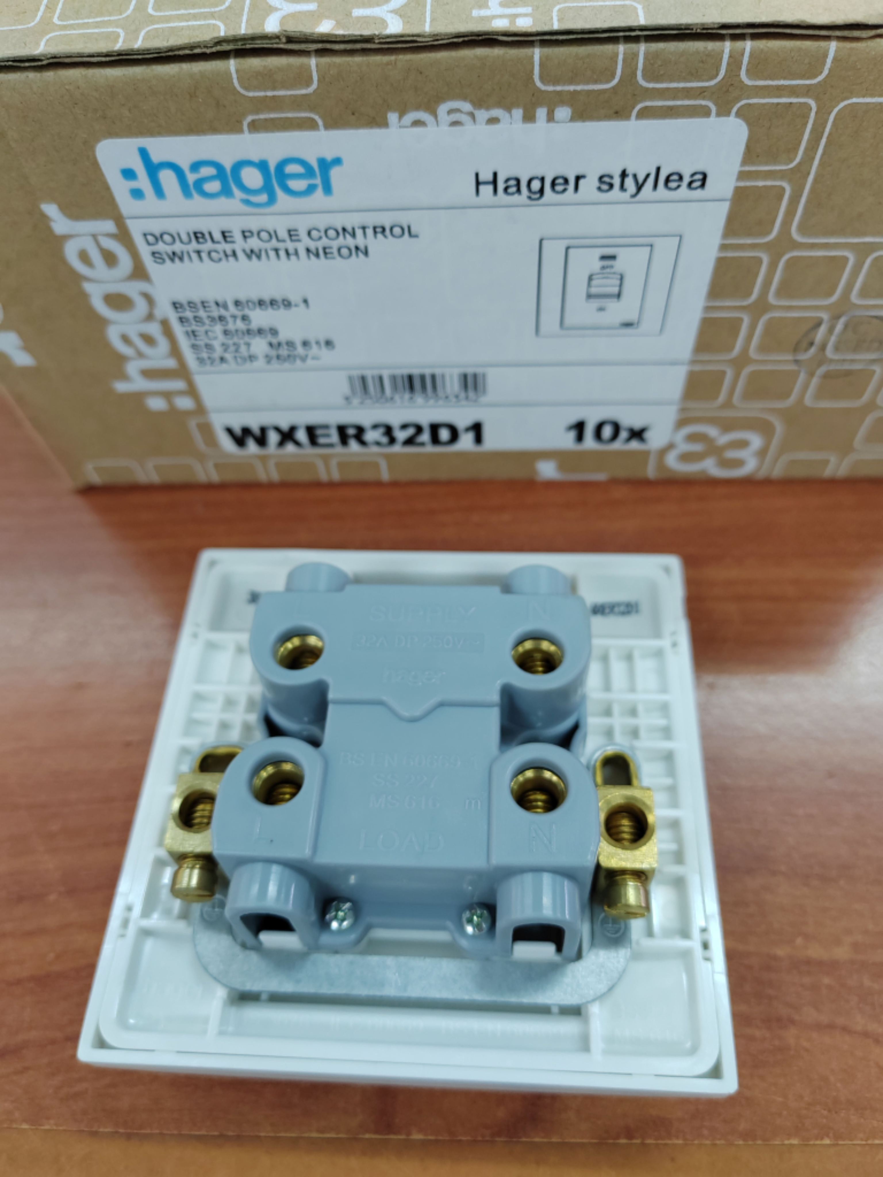 Hager stylea DOUBLE POLE CONTROL SWITCH WITH NEON 32A 250V High power A ...
