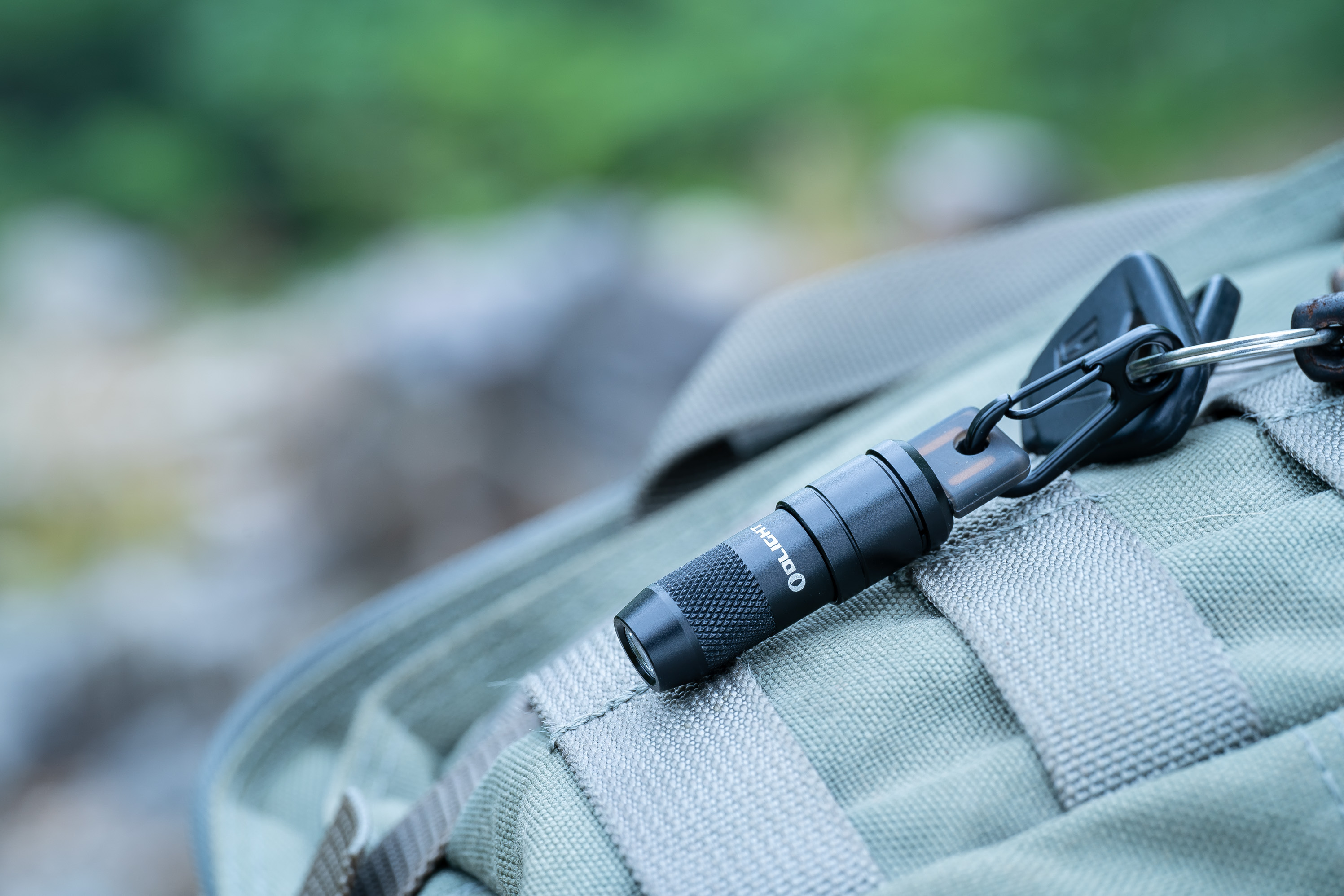 Olight imini 2 Rechargeable Mini Flashlight Instant Activation Camping ...