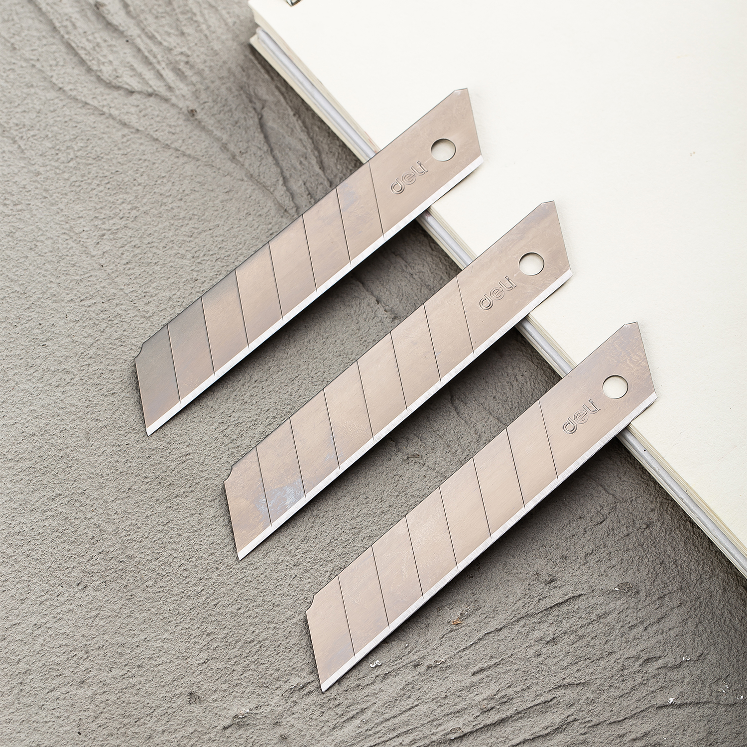 Deli Utility Cutter Knife Blade Refill 8 Snaps/13 Snaps (10pcs/box) Sharp Blades 9mm 18mm ...