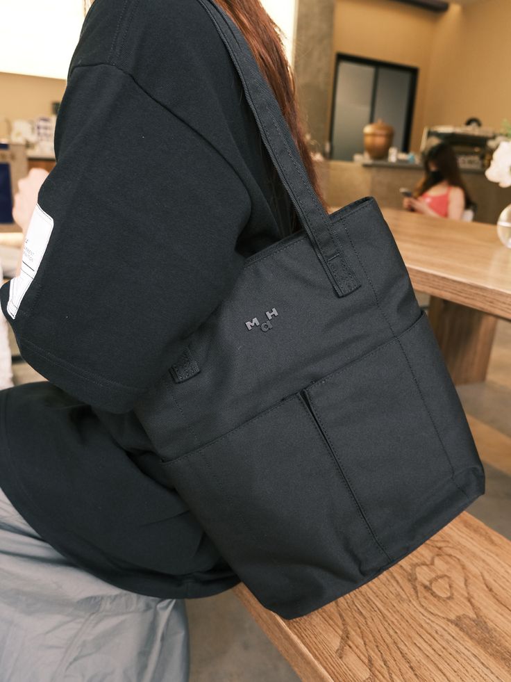 MAH Urban Lightweight Tote Bag Simple Laptop Shoulder Beg Waterproof ...