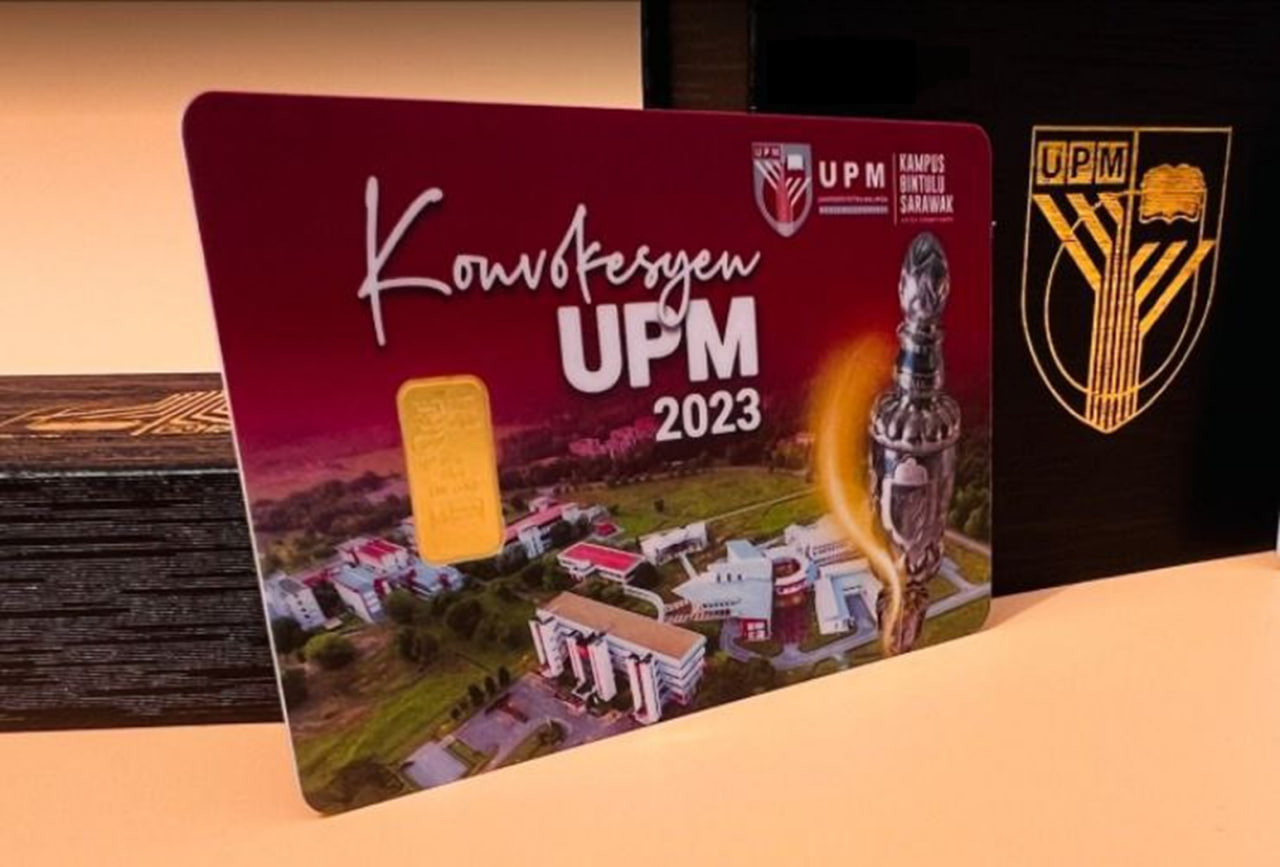 Public Gold X UPMKB 0.5g Au999.9 24K - Konvokesyen UPM 2023 with box ...