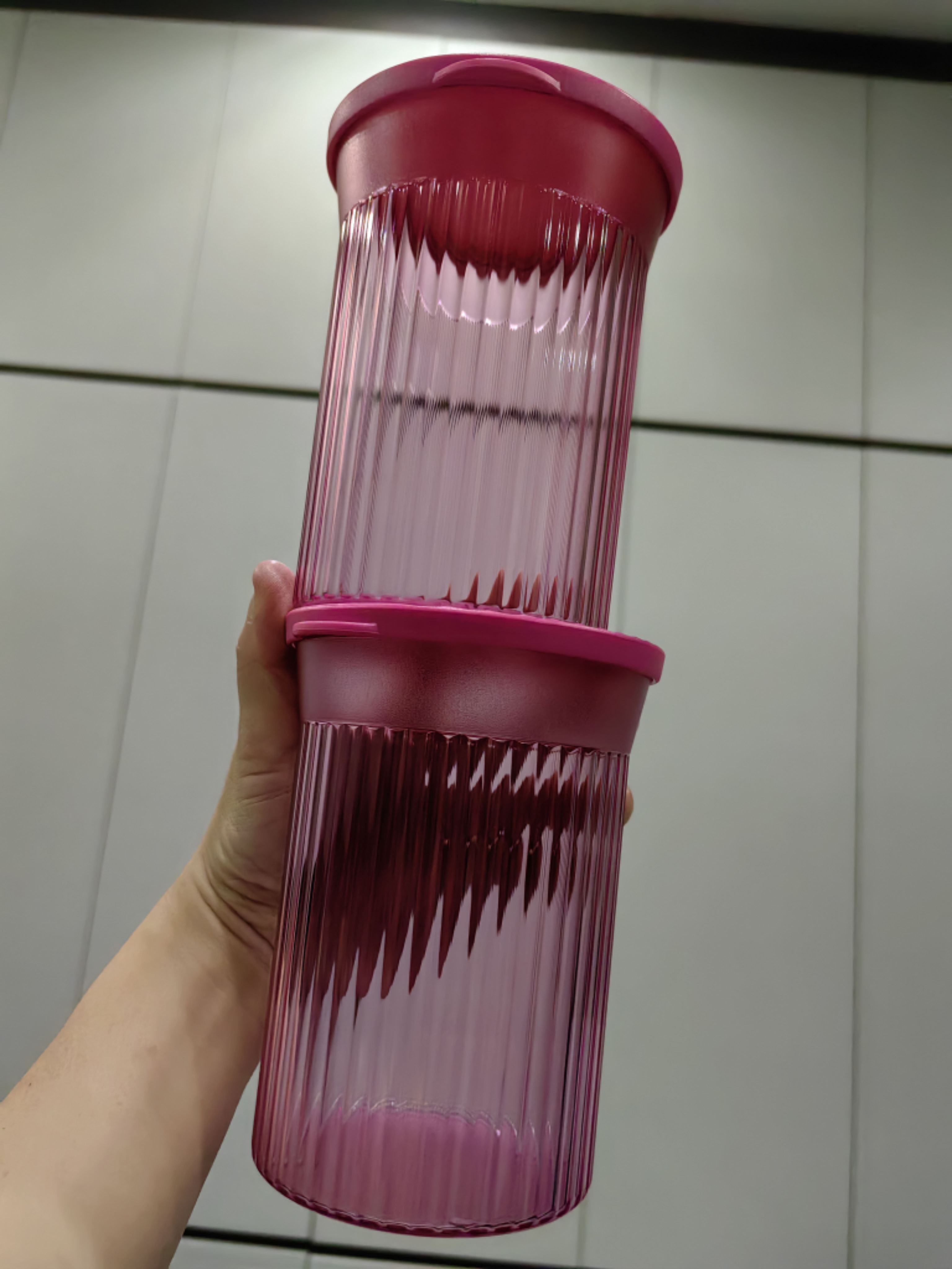 12 Types: Tupperware Elegant Square Set Or Elegant Round Set/ Snack It ...