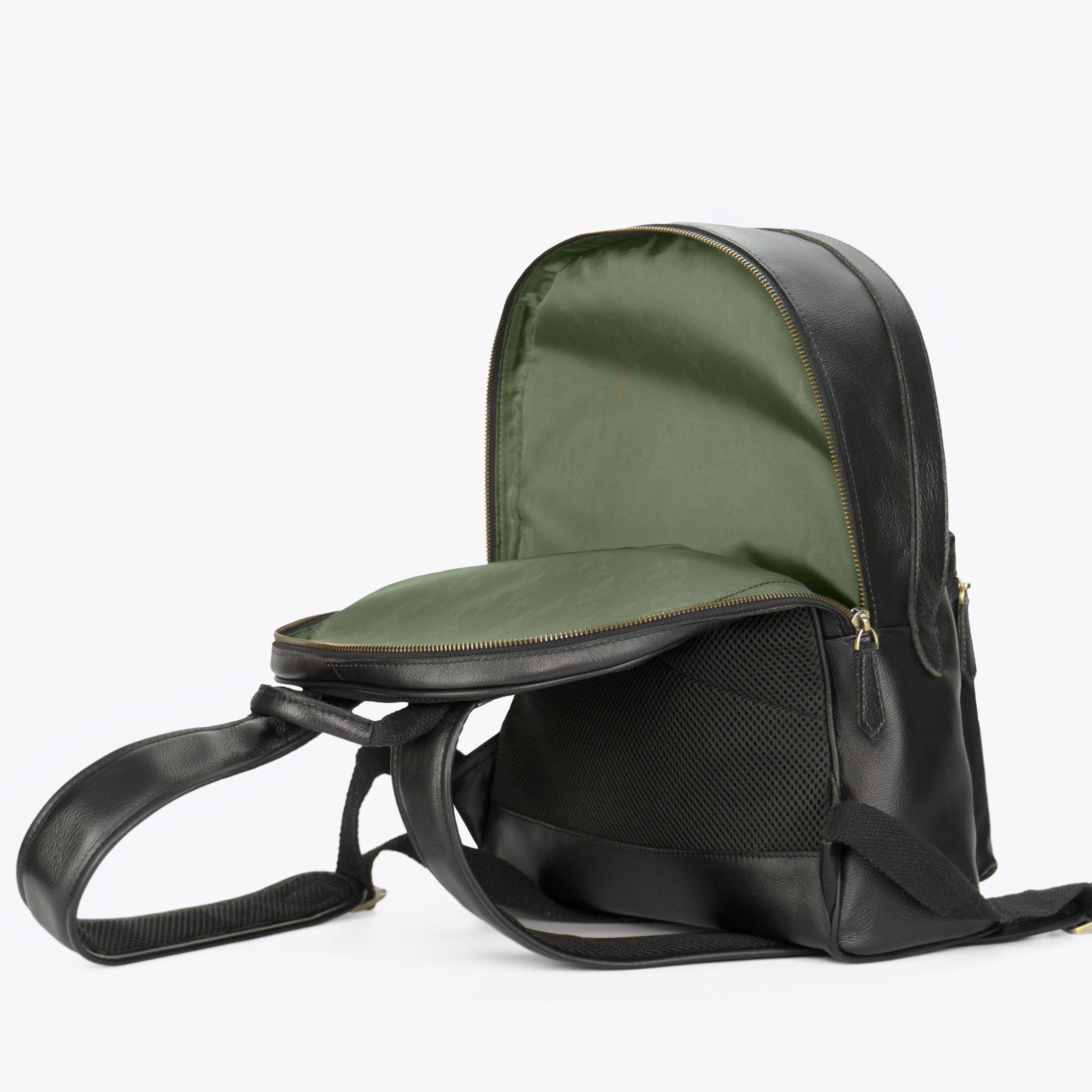 COUNTRY HIDE METRO Top Grain Cowhide Backpack with Checkpoint Friendly ...