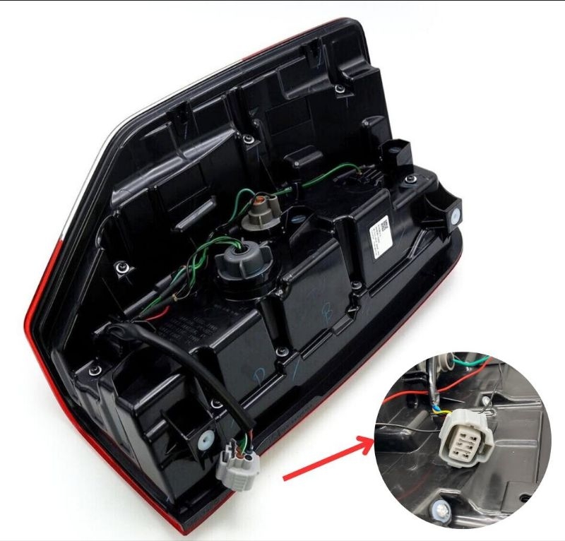MITSUBISHI TRITON L200 2018 ~ 2023 THAILAND 4X4 BRAKE LAMPU BELAKANG ...