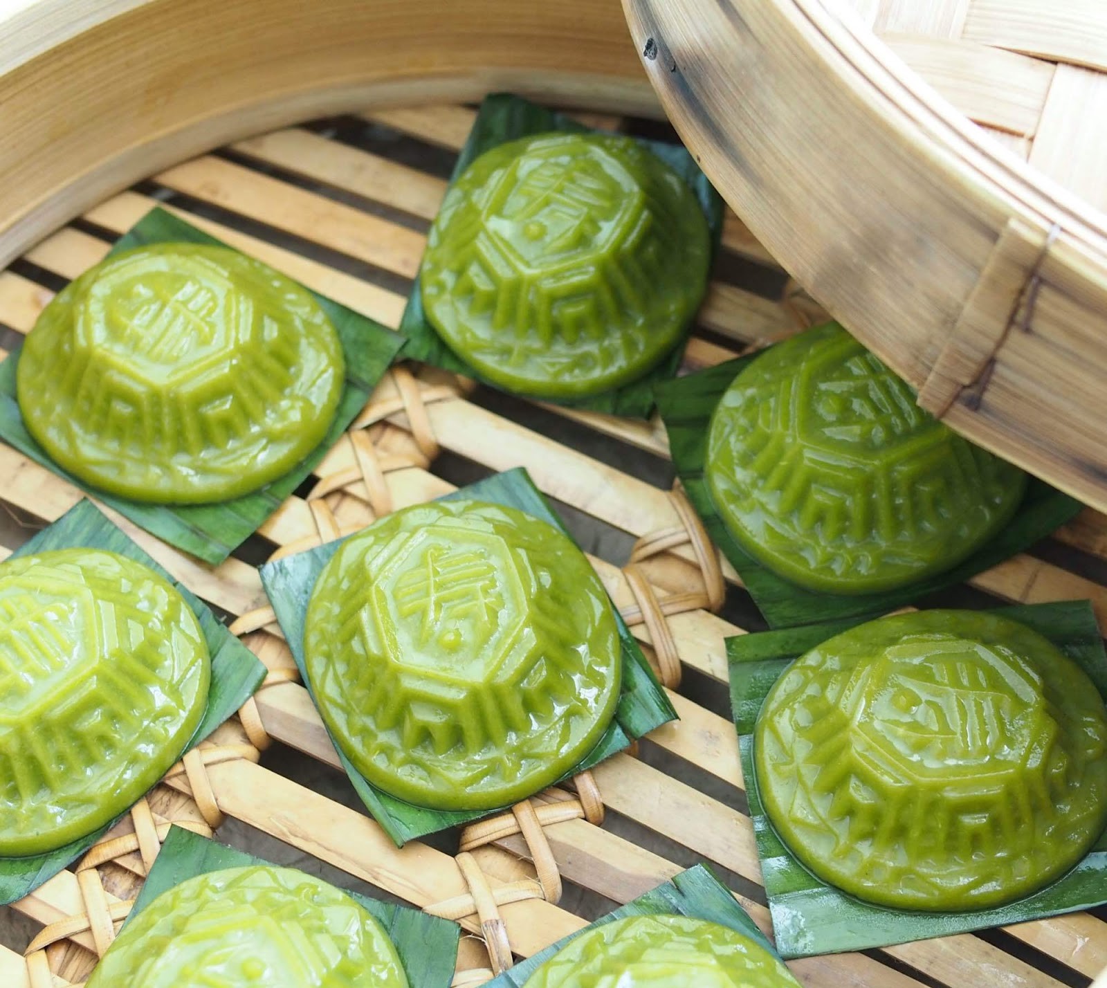 Yu Ai Pandan Dauyong Paste 1KG (Pandan Mung Bean)/Halal Certified Inti ...