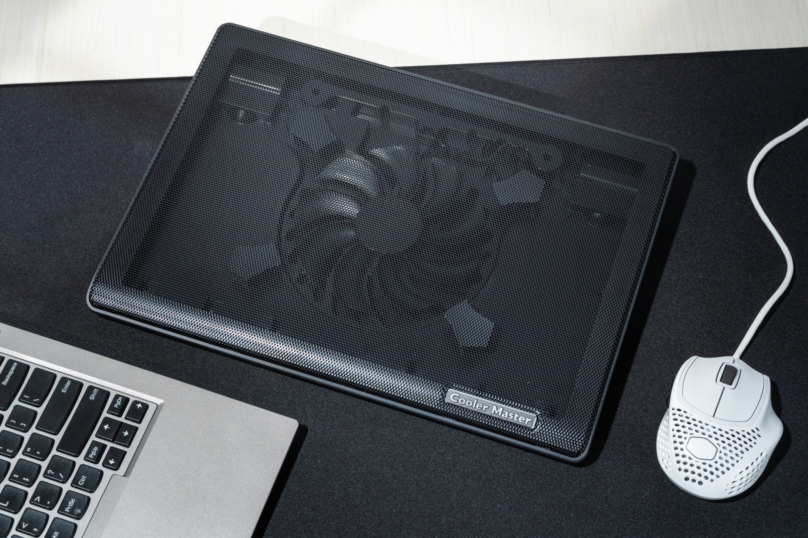 Cooler Master Notepal I100 Notebook Cooler (140mm, 15” Notebook ...