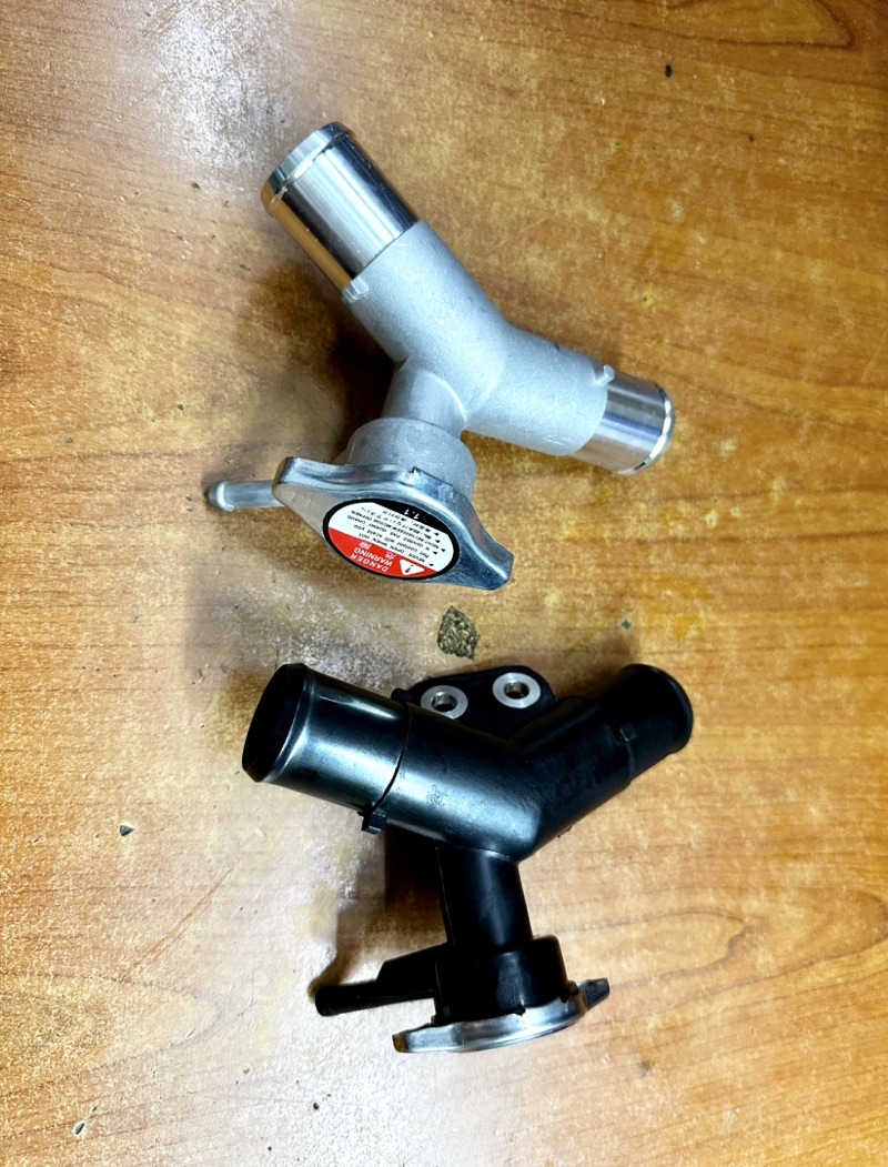 TOYOTA VIOS NCP93 THERMOSTAT HOUSING RADIATOR PIPE Y JOINT WITH CAP ...