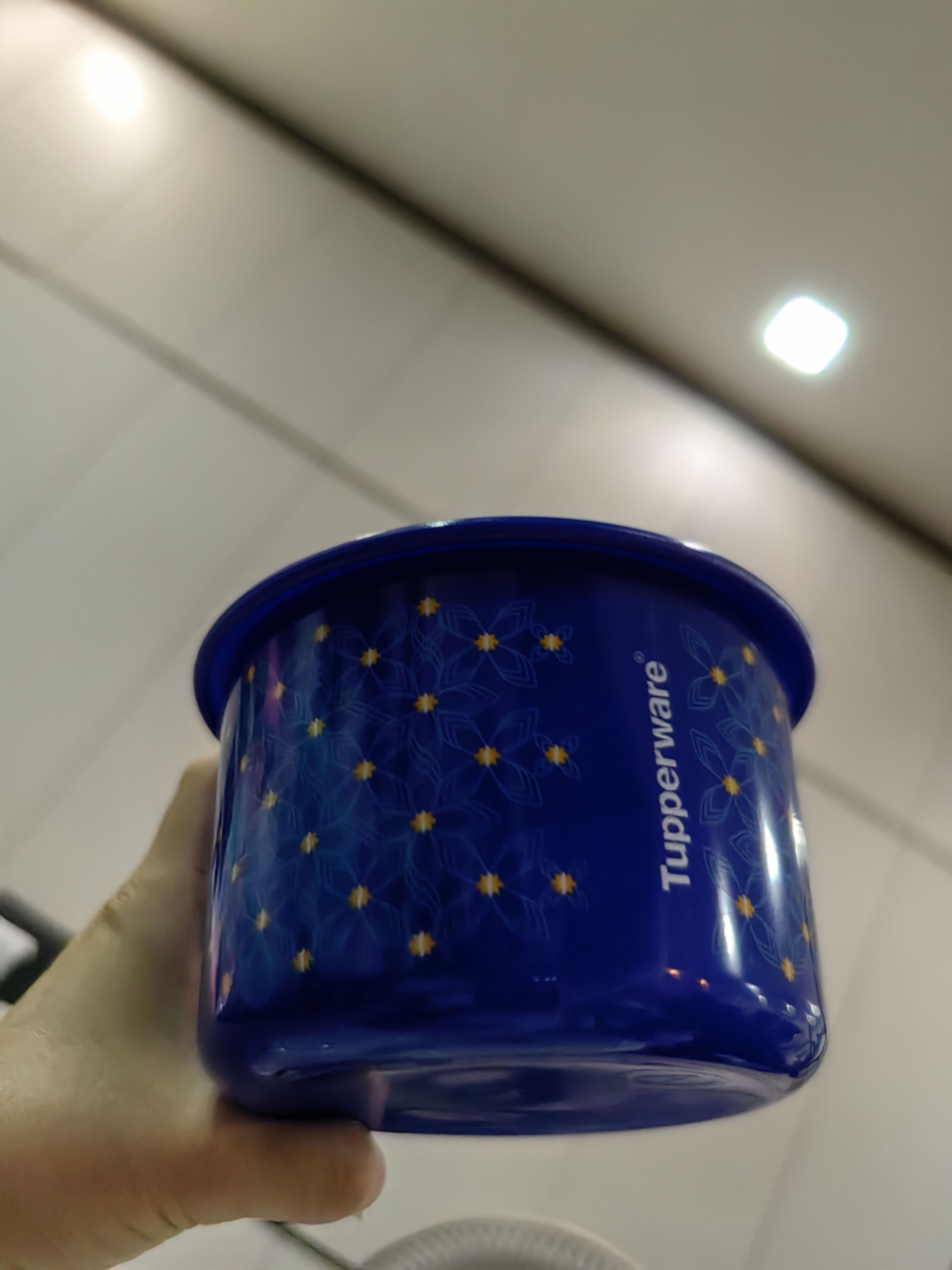 Tupperware Royale Blue One touch Topper 950ml / Love One Touch 950ml ...