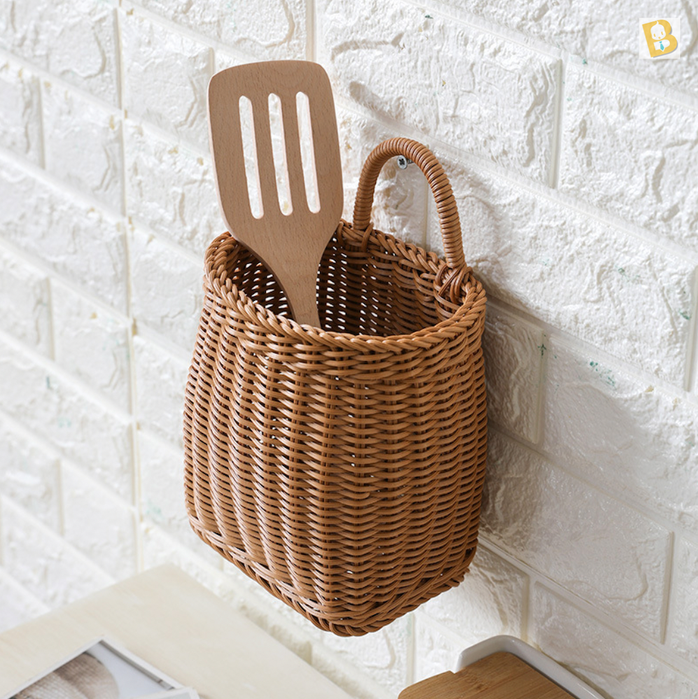 BabyBoss PP Imitation Synthetic Rattan Woven Wall Hanging Basket Flower ...