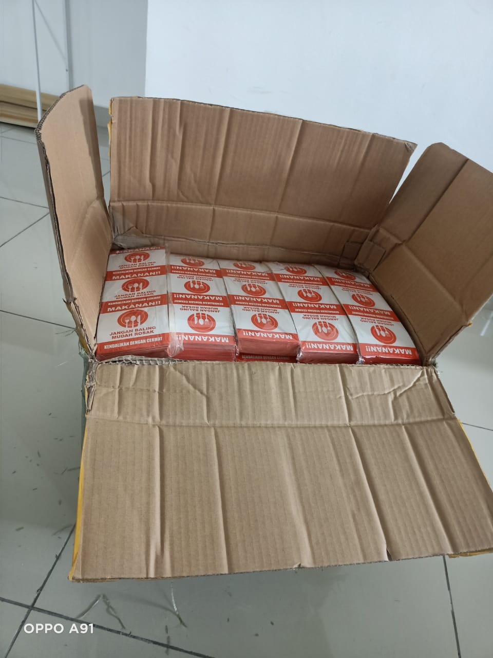 (30pcs) STICKER PARCEL Jnt Fragile Sticker, Urgent Sticker, Food ...