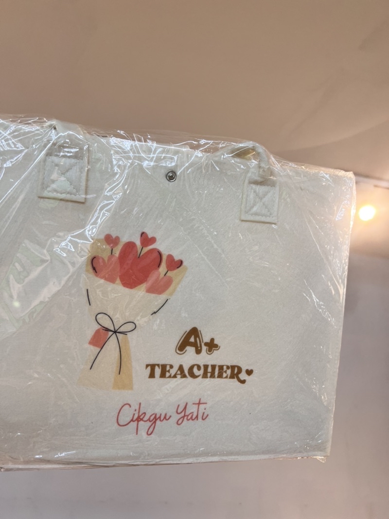 HADIAH HARI GURU / Teacher Gift Present Teacher's Day Tote Beg Felt Bag ...