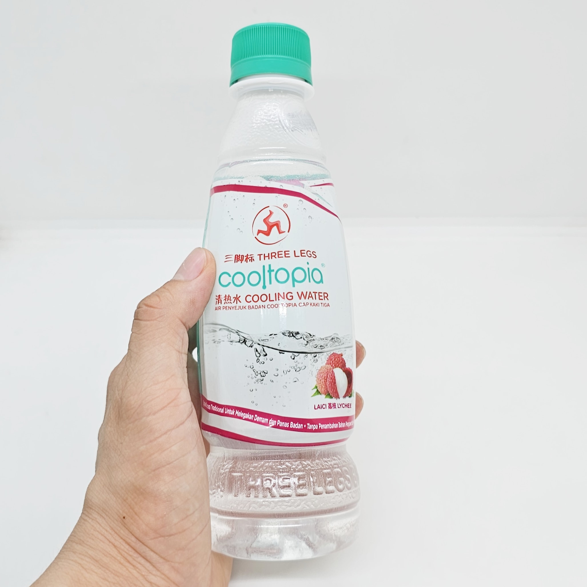 Cooltopia Cooling Water (320ml / HALAL) Limau / Laici / Guava / Peach ...