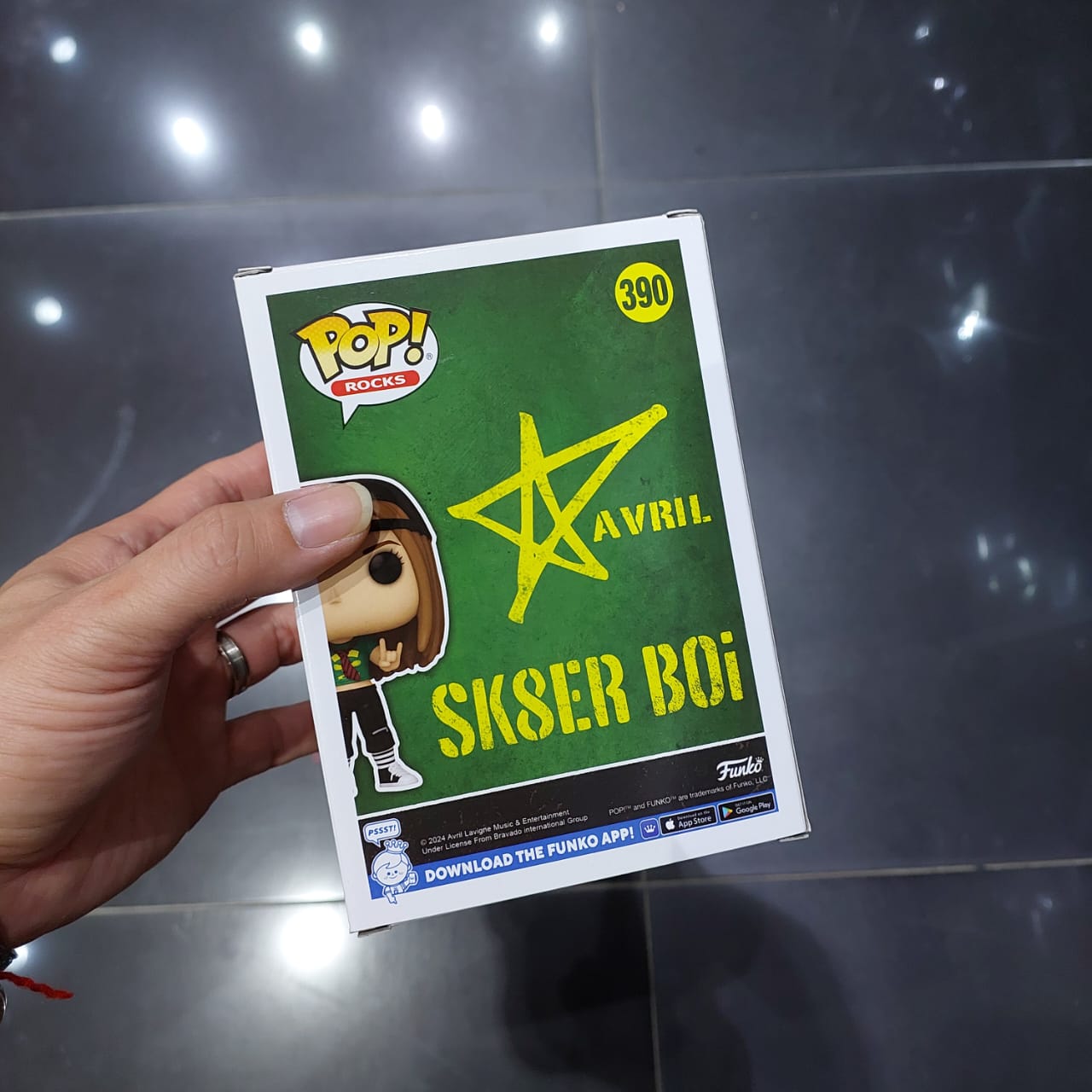 Funko Pop Avril Lavigne 390 SK8TER BOI edition collectible figurines ...